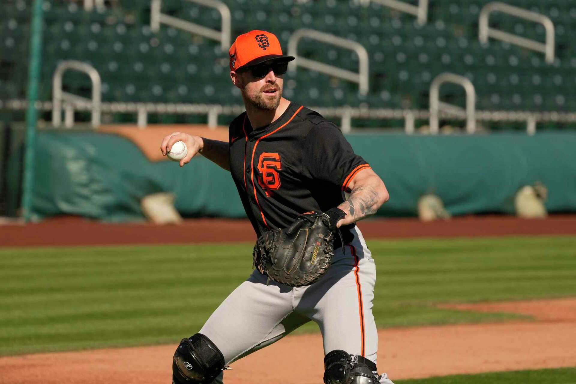 Giants’ catcher Tom Murphy serves up intensity behind and on the plate