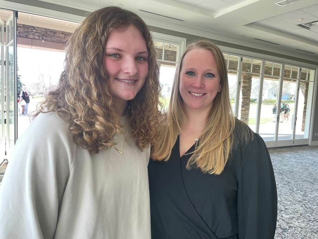 Sheehan, Northwest Catholic benefit from CT hoops royalty Lobo, Perno