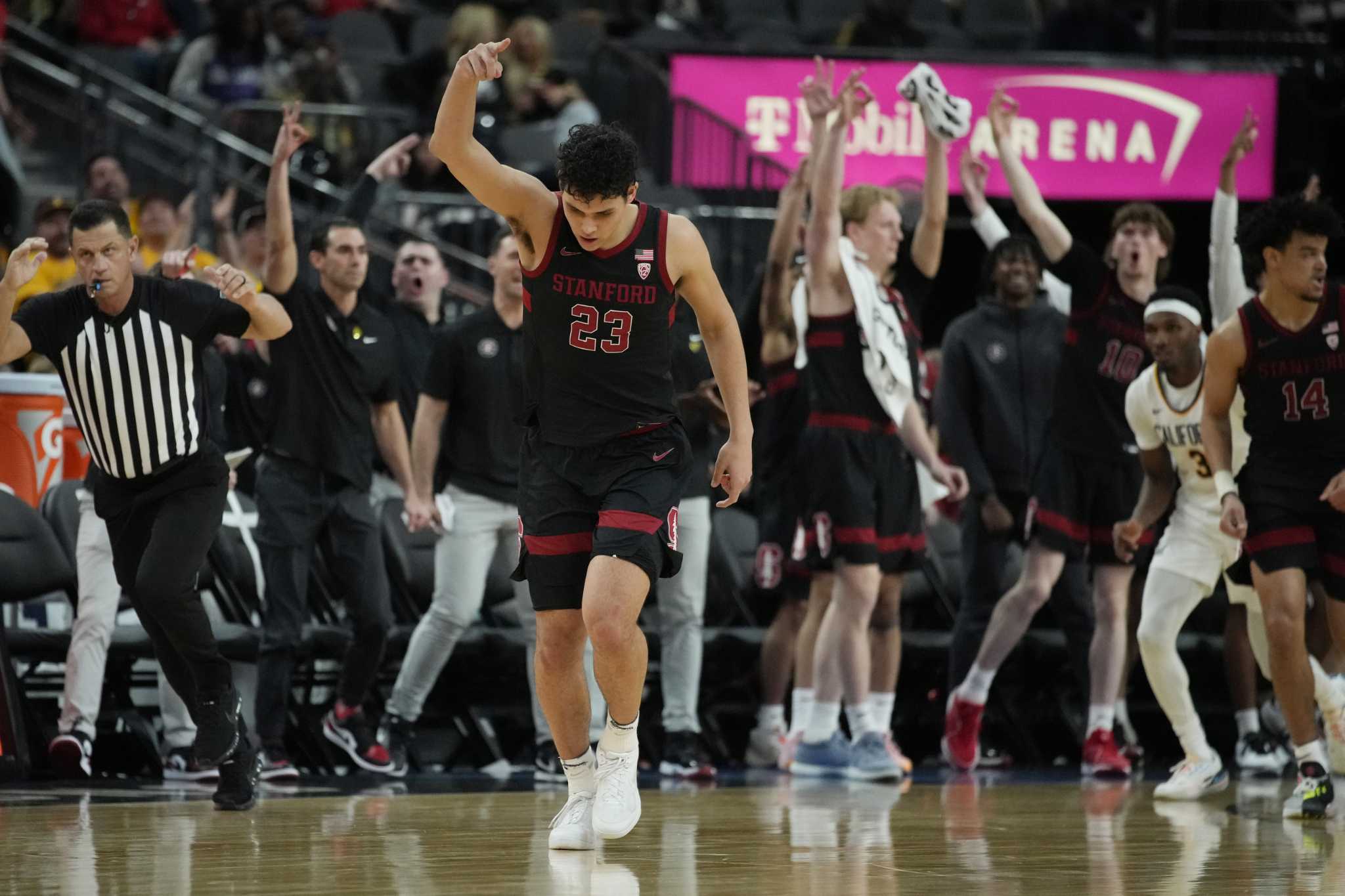 Stanford storms back to stun Cal in OT, advance in Pac-12 tourney