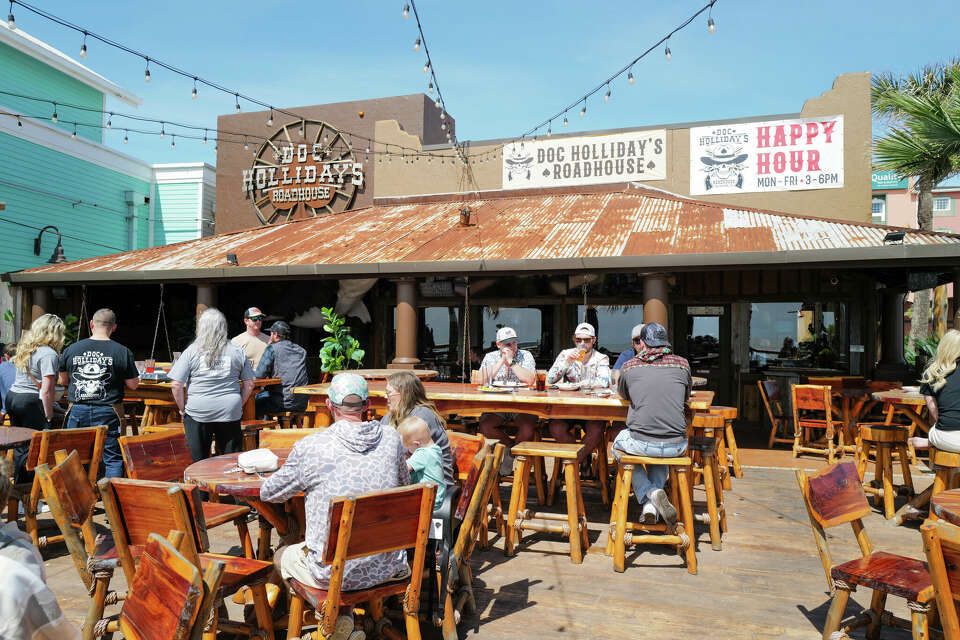 25 hot Galveston restaurants for tourists, locals, families