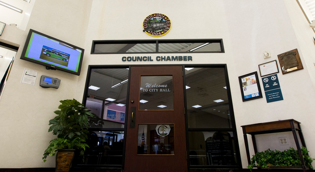 Conroe asks court to rule on incumbent council ballot applications