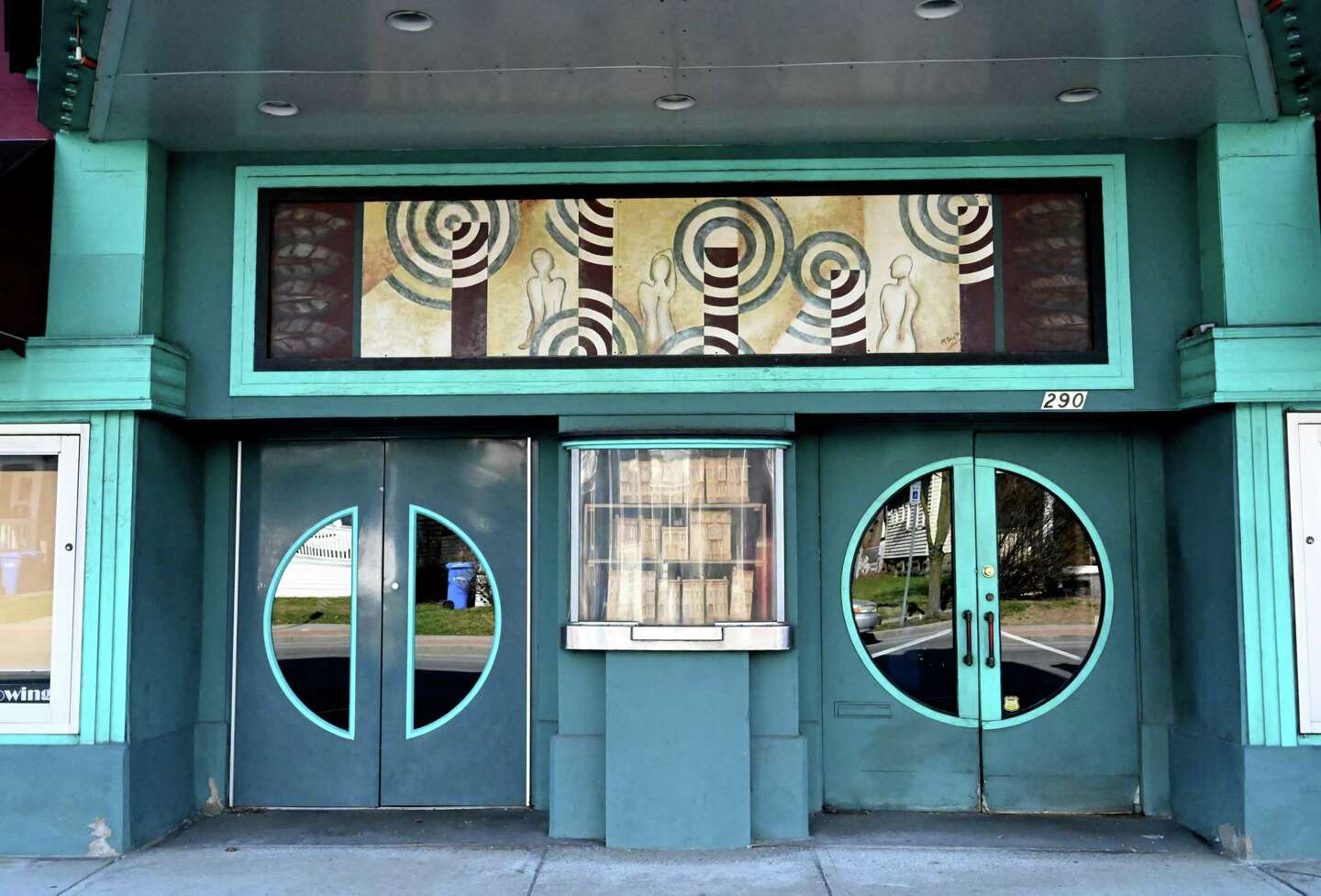 Scene One Entertainment applies to take over Albany's Spectrum 8