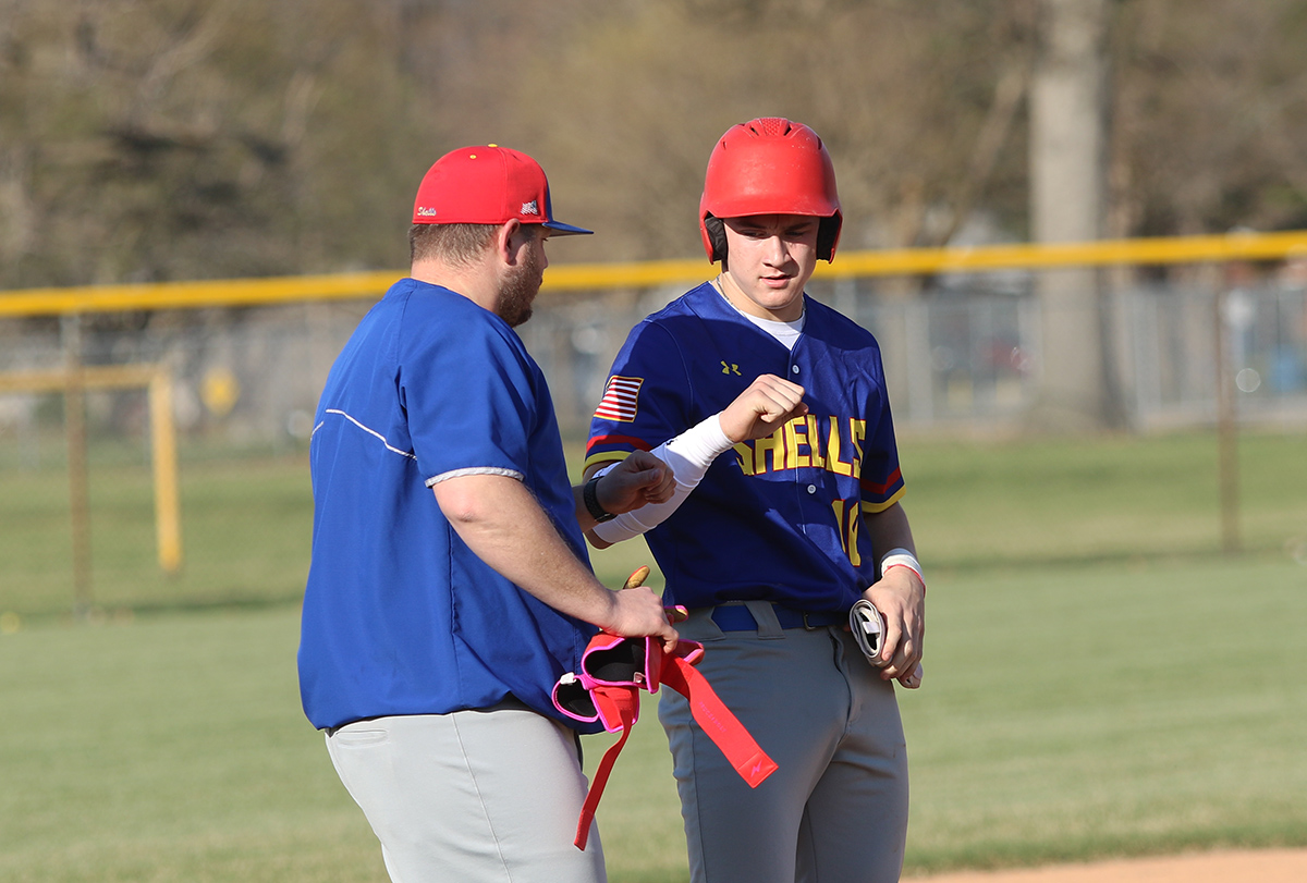 Roxana Shells shut out Althoff to reach regional baseball final