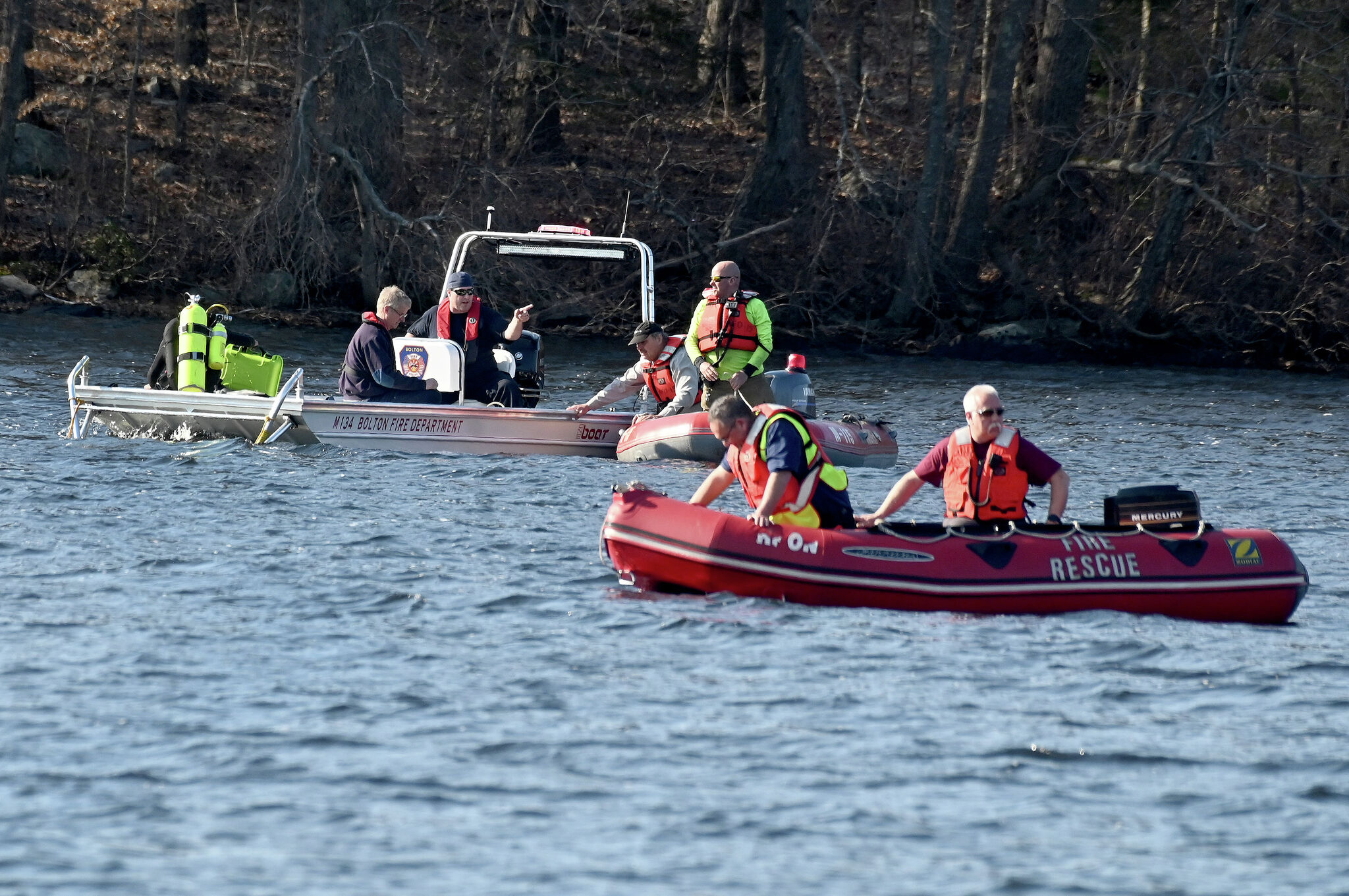 Vernon men died after canoe overturned in Bolton lake, officials say