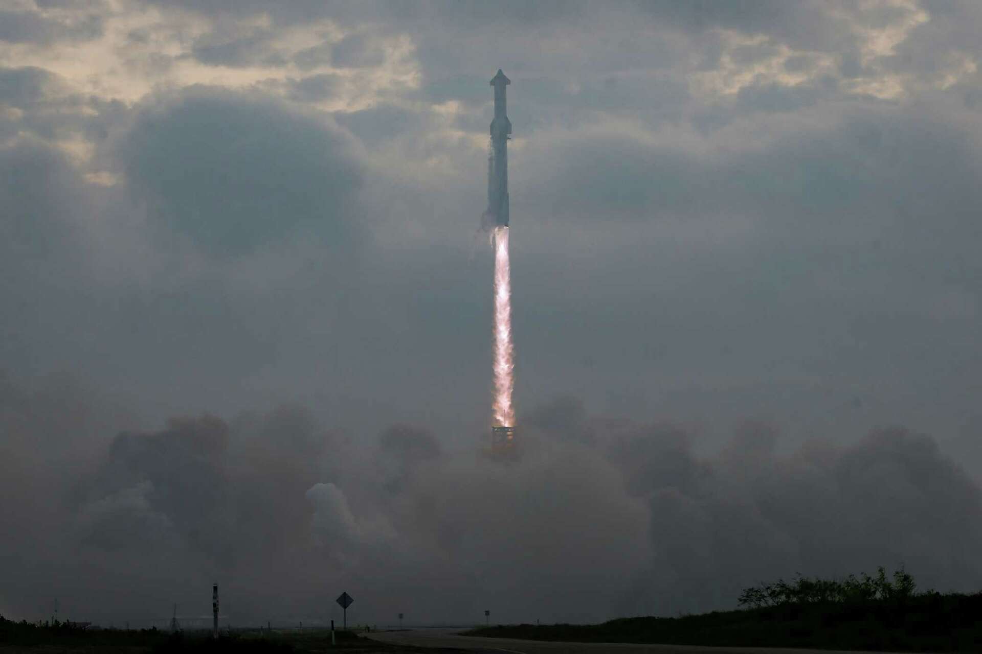 SpaceX Starship heat shield tiles being sold for thousands on eBay