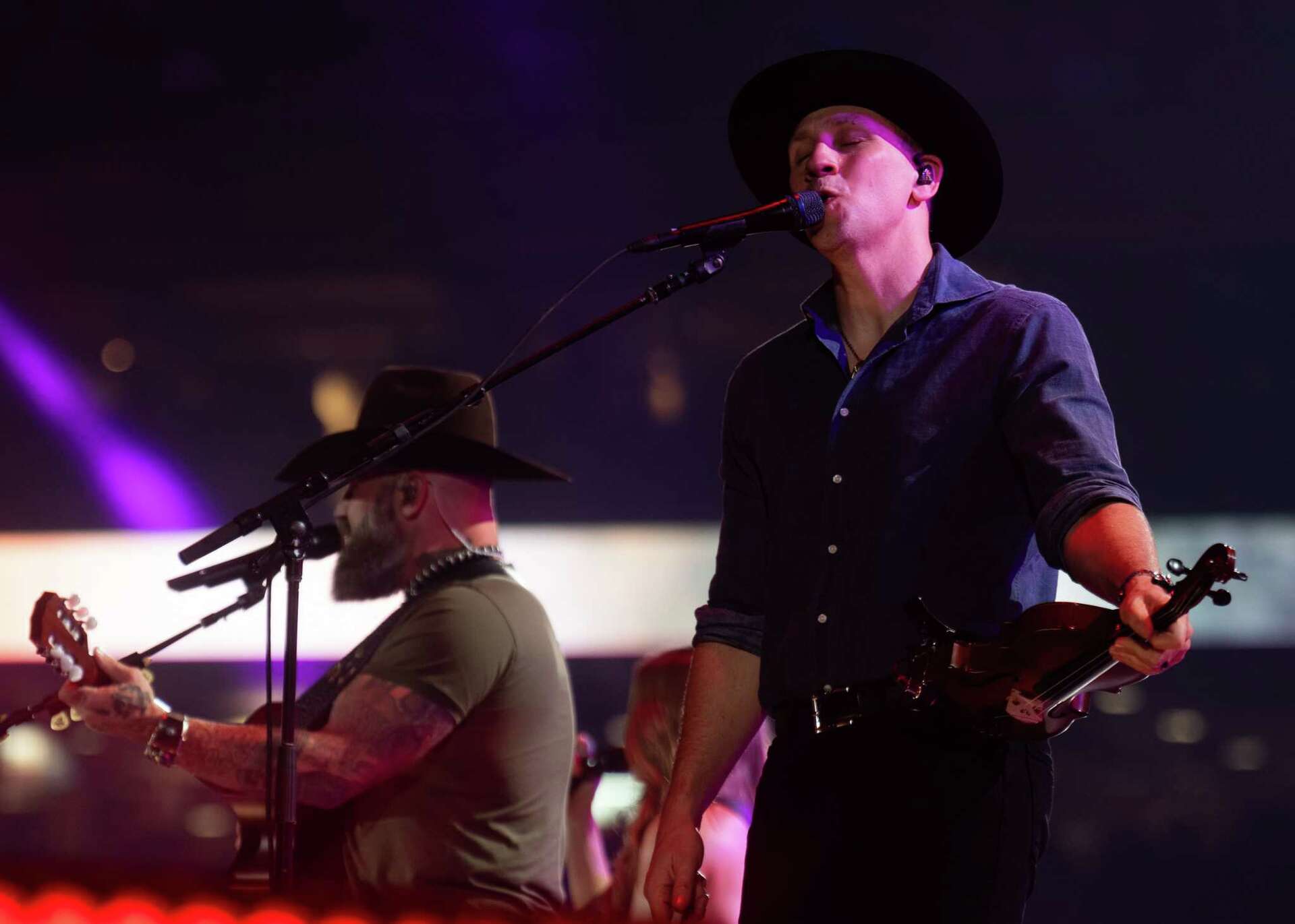 Houston Rodeo review: Zac Brown Band covers the Stones, Garth Brooks