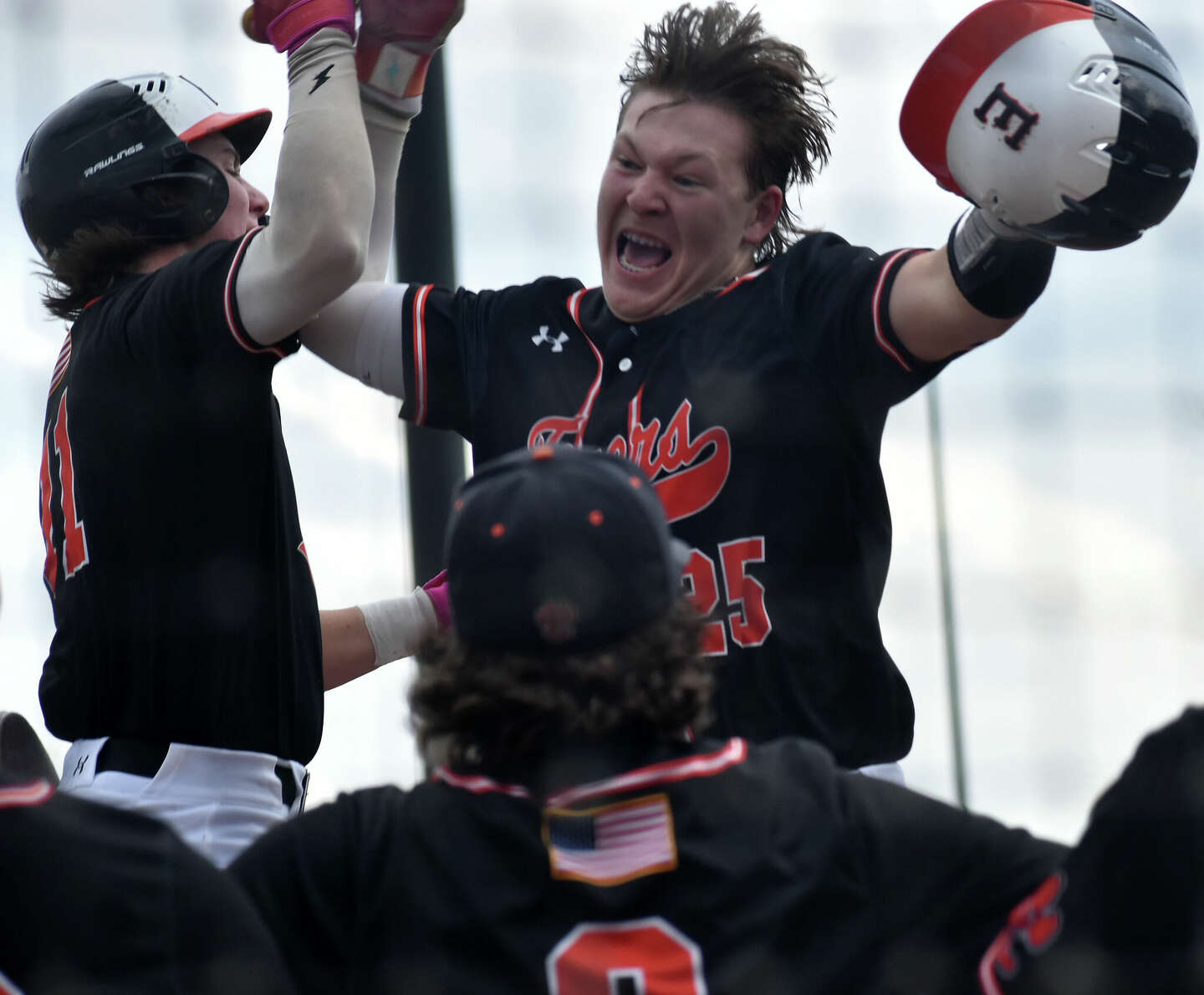 Waltenberger blasts EHS into lead before game suspended