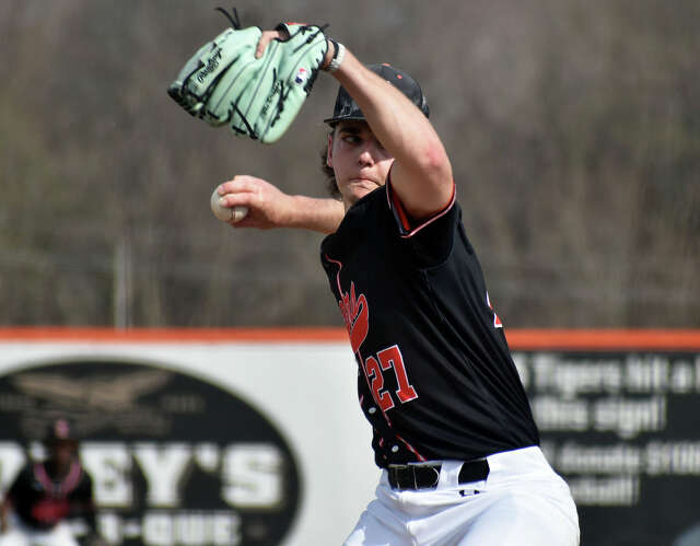 No. 1 Tigers beat No. 4, lose to No. 5, prep for No. 6