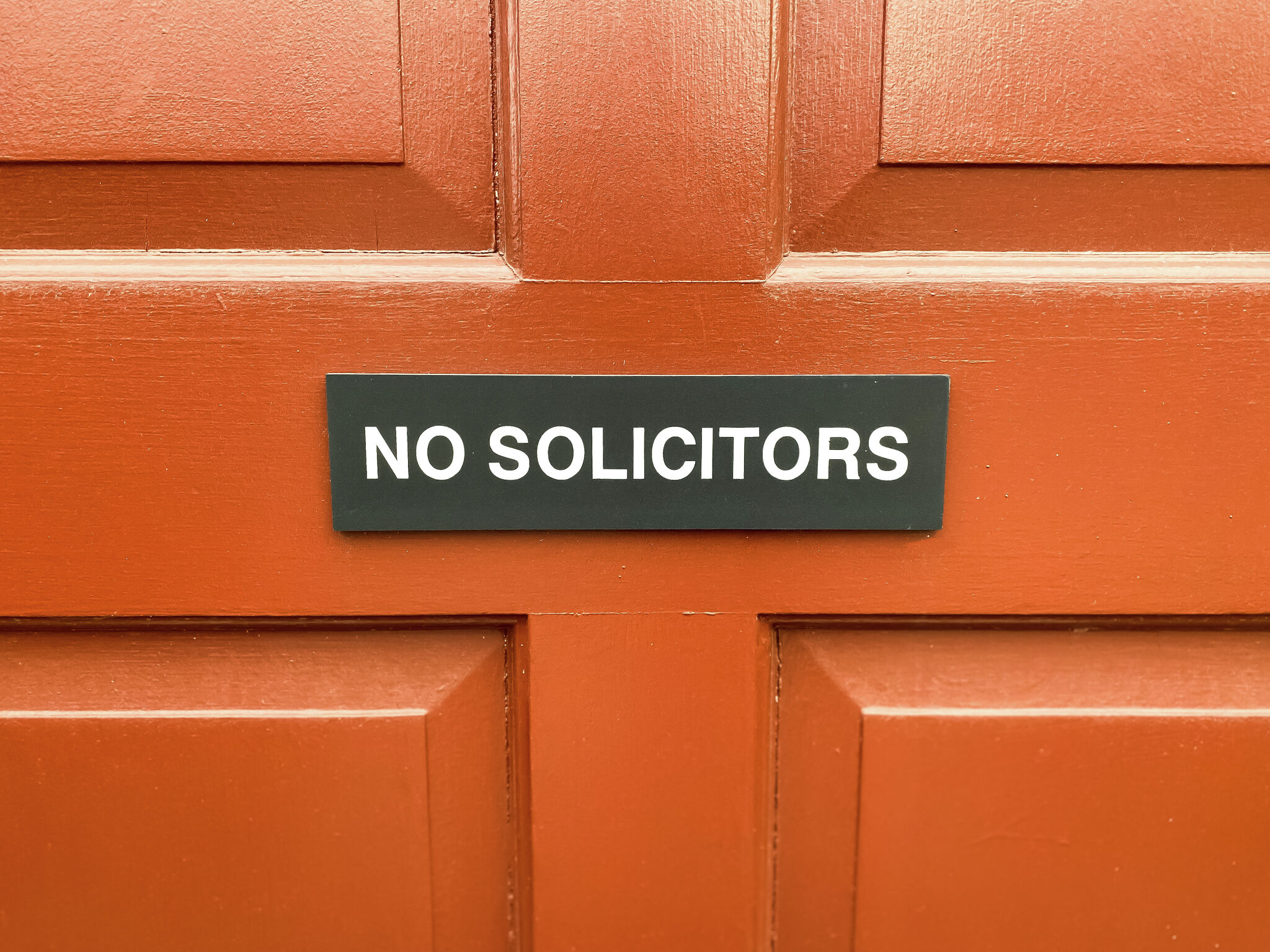 Jacksonville urges caution when dealing with door-to-door solicitors