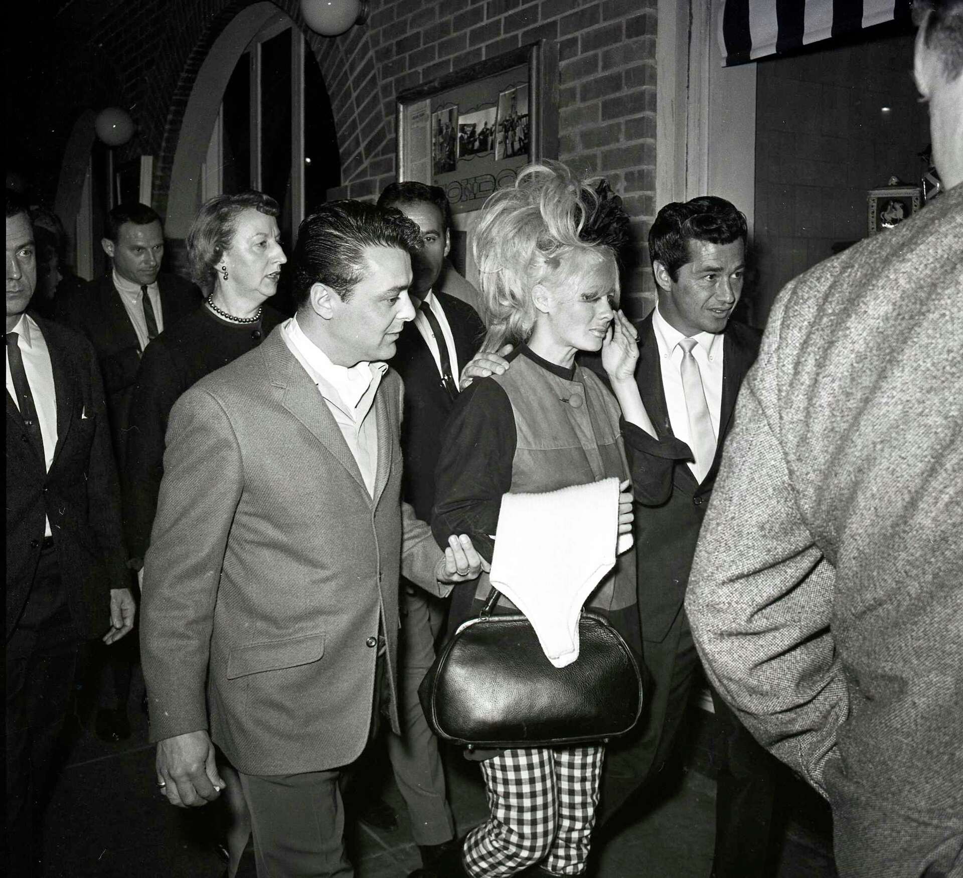 How a topless arrest made Carol Doda a San Francisco legend