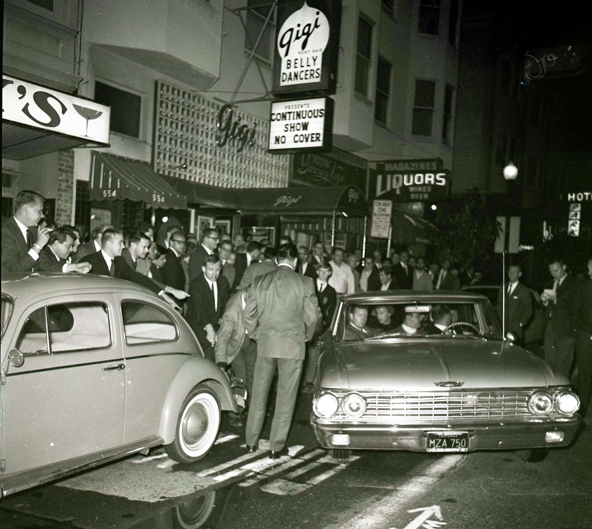 How a topless arrest made Carol Doda a San Francisco legend