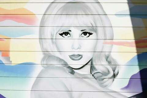 How a topless arrest made Carol Doda a San Francisco legend