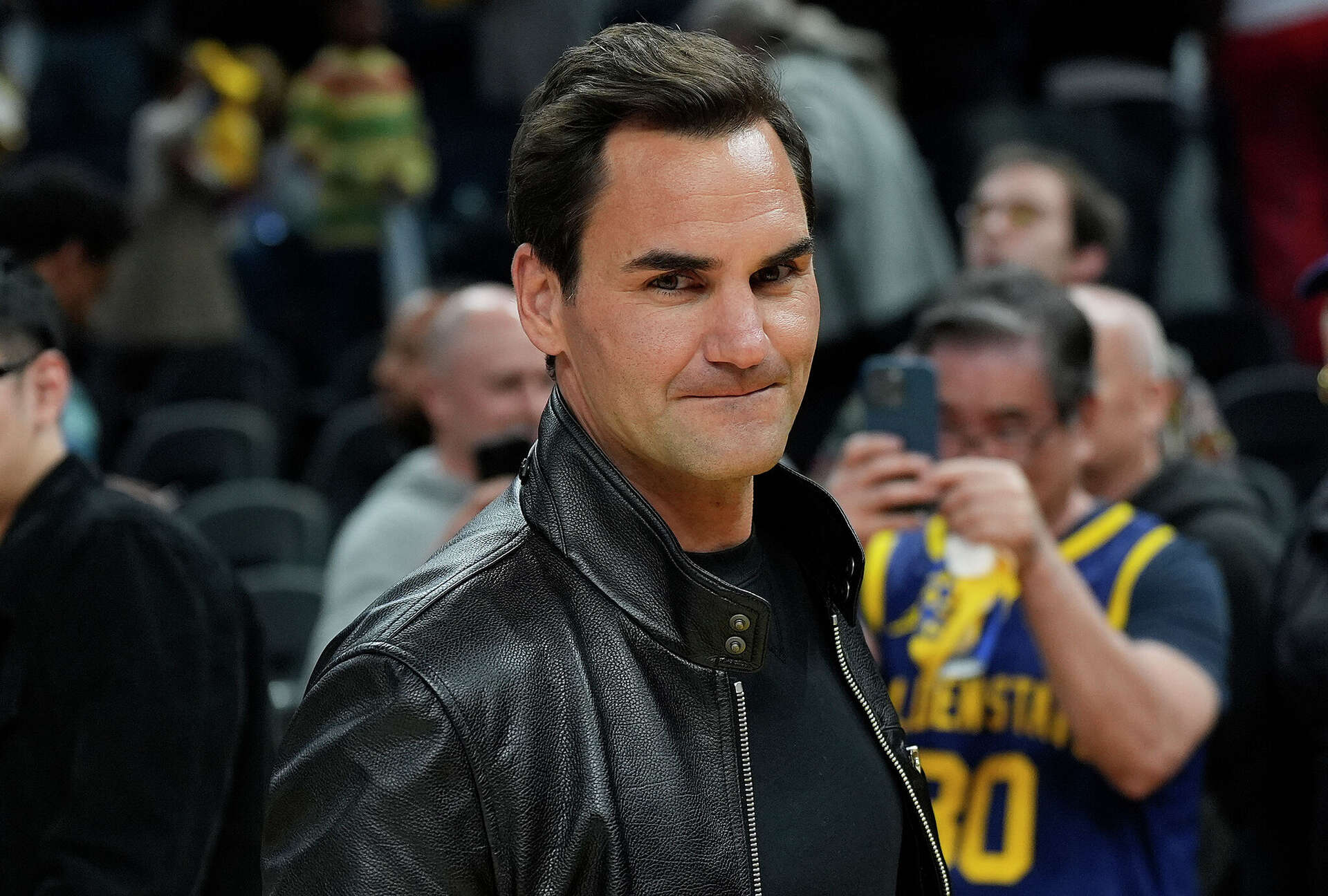 Federer's surprise visit made Stanford players feel like 'beginners'