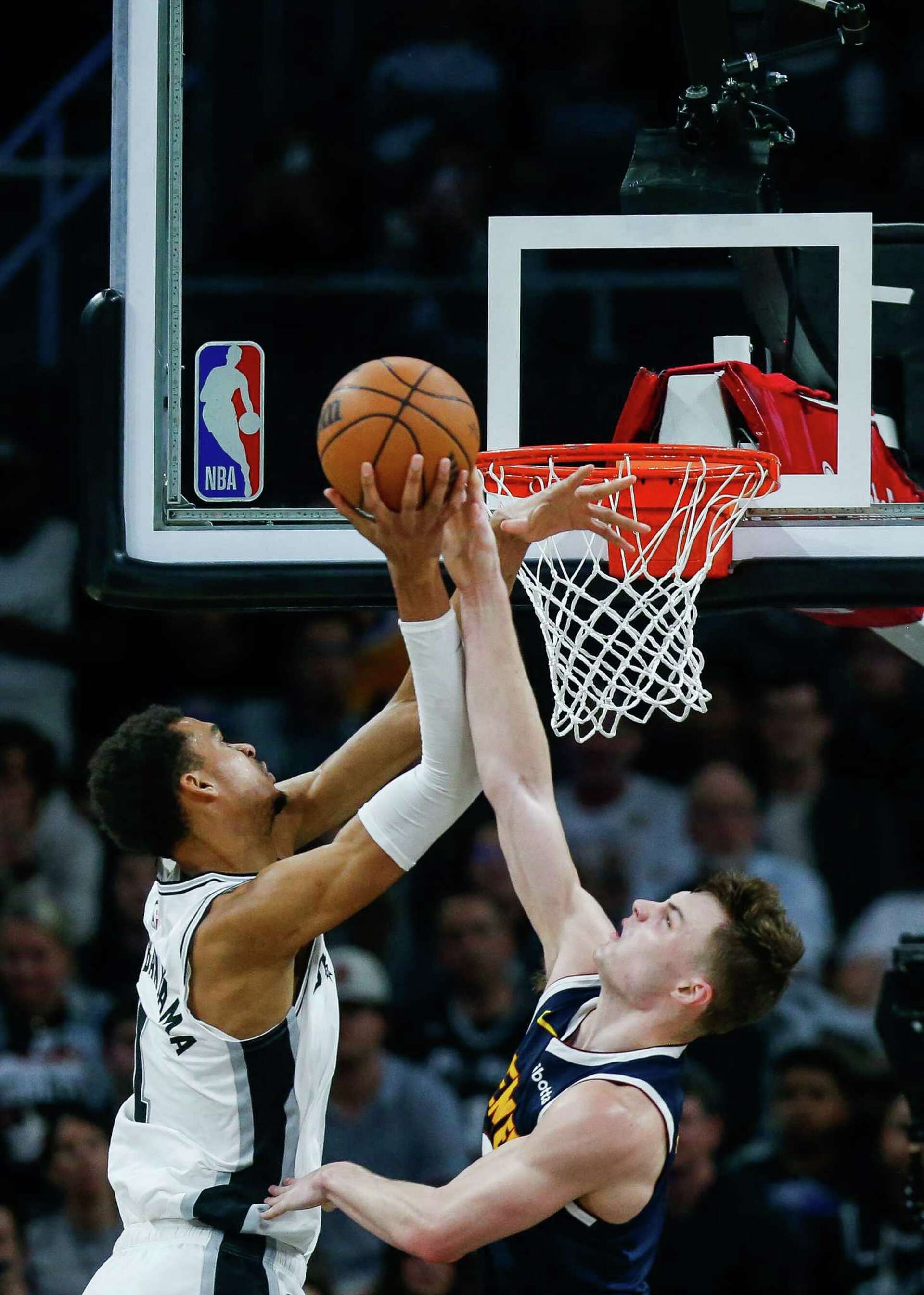 Wembanyama becomes first rookie to block 200 shots since Tim Duncan