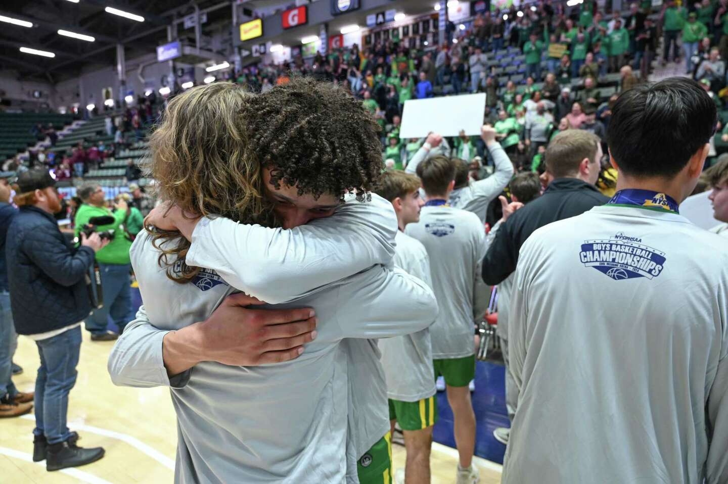 North Warren builds lead, holds off Sackets Harbor for 1st state title