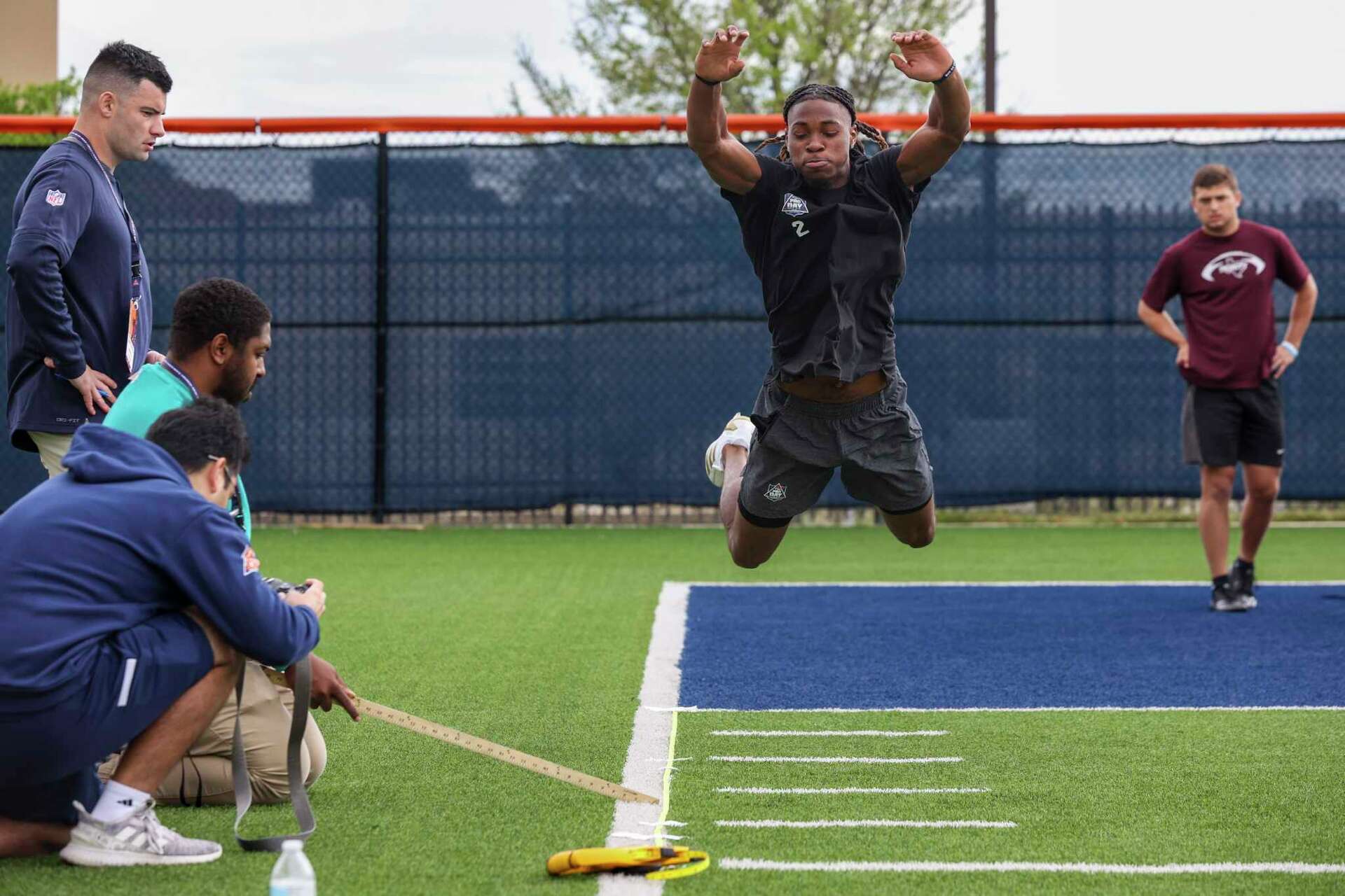 Rashad Wisdom shows well as UTSA's NFL hopefuls hold pro day