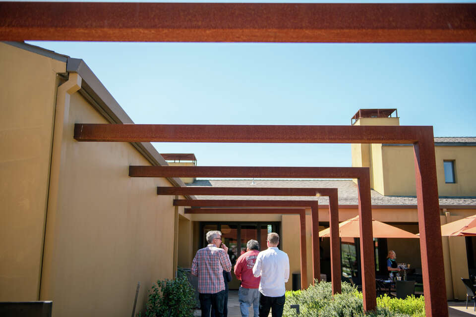 Sonoma winemaker buys back Patz & Hall from conglomerate