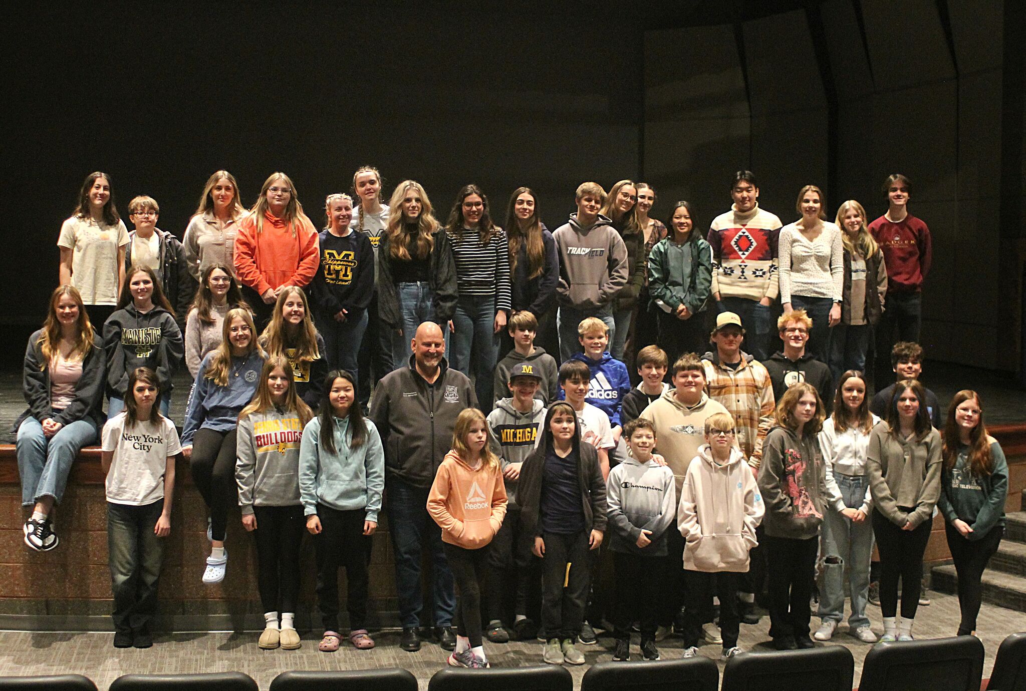 MAPS students meet state Rep. Curt VanderWall