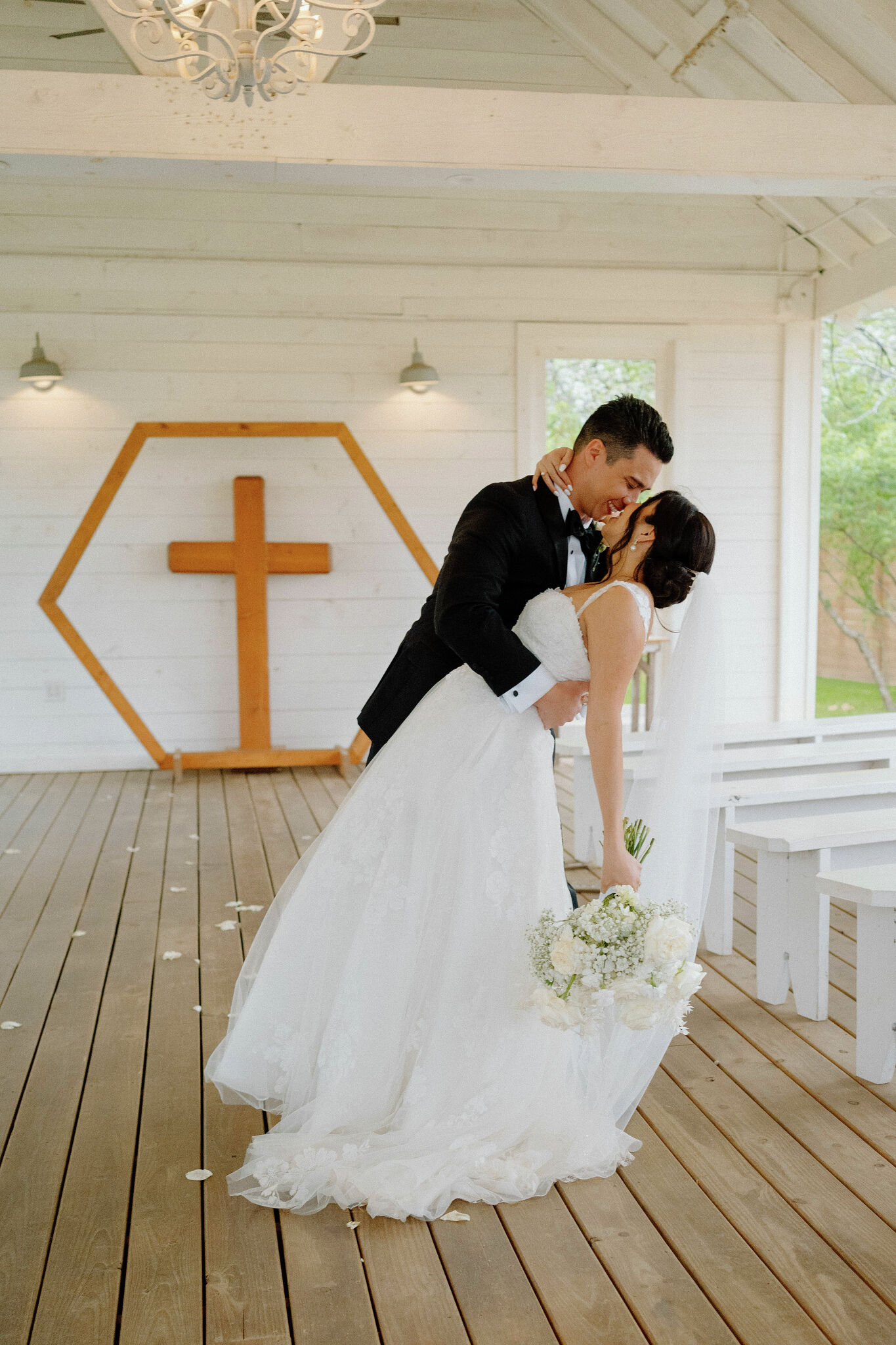 San Antonio KENS 5 meteorologist Ryan Shoptaugh's wedding