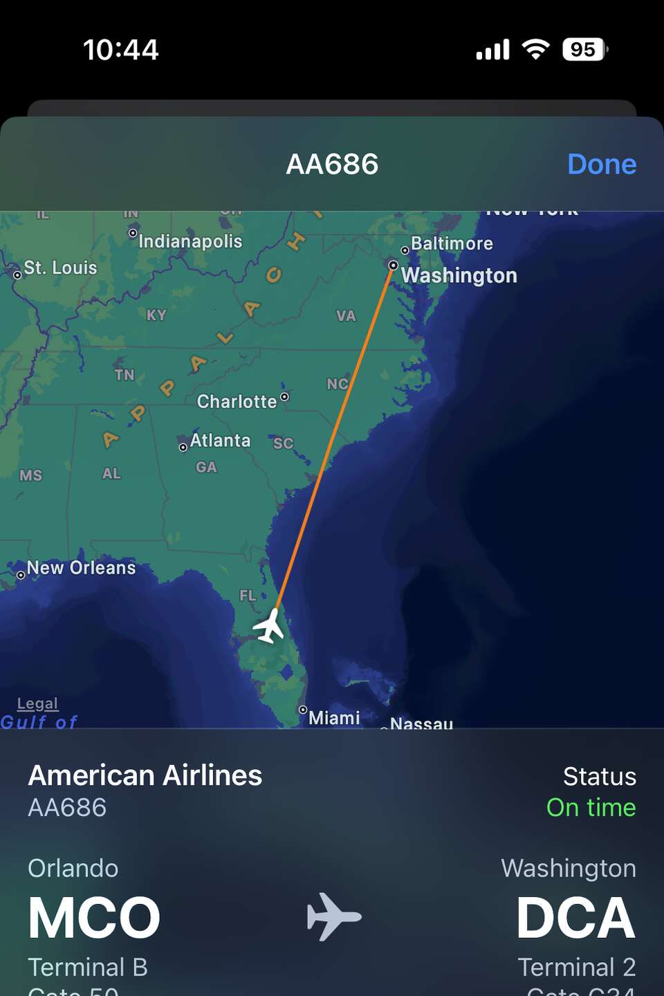 Former airline ramp agent reminds everyone of this easy travel hack
