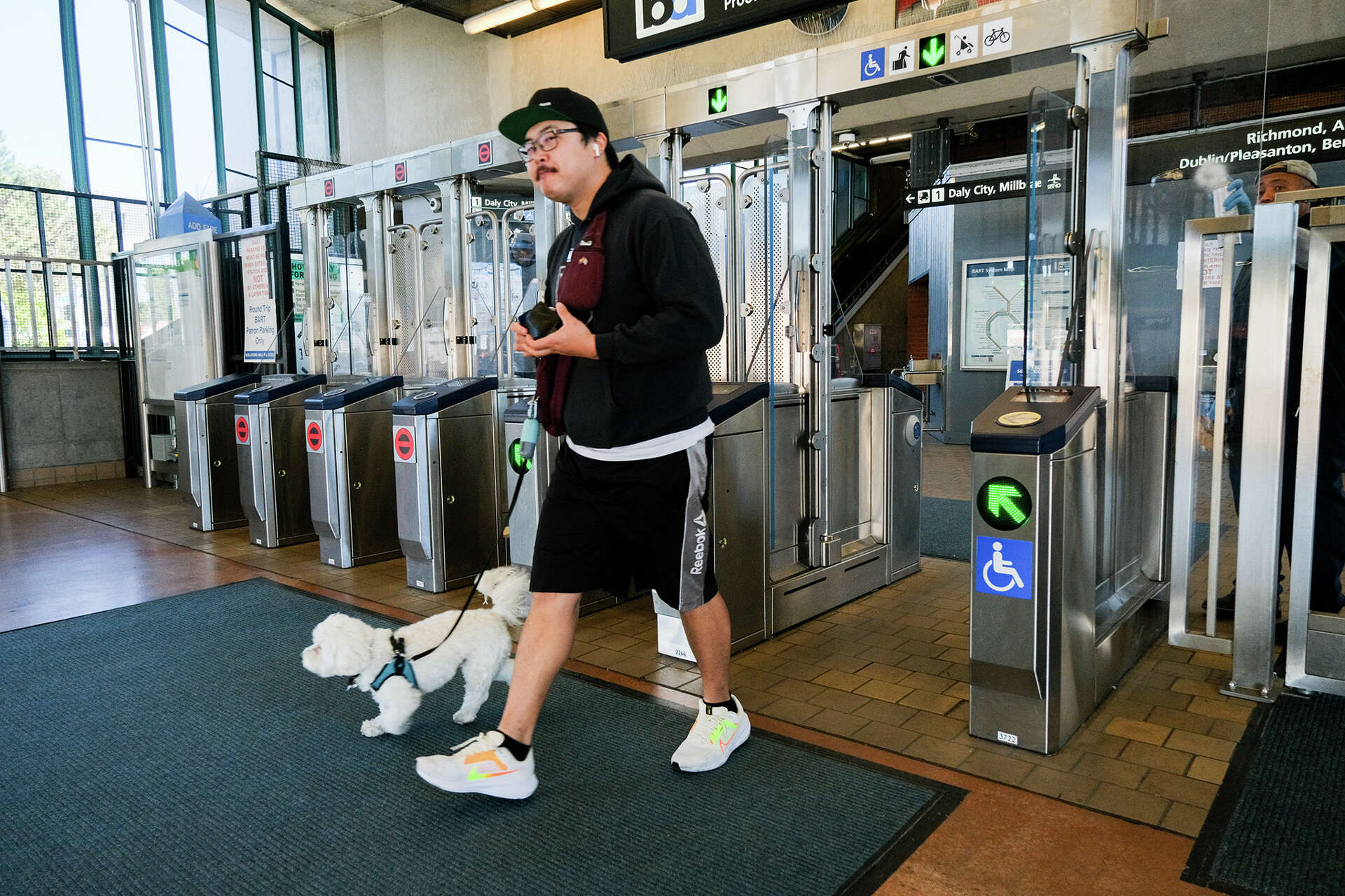 I tried to get through BART's new fare gates. Here's how it went.
