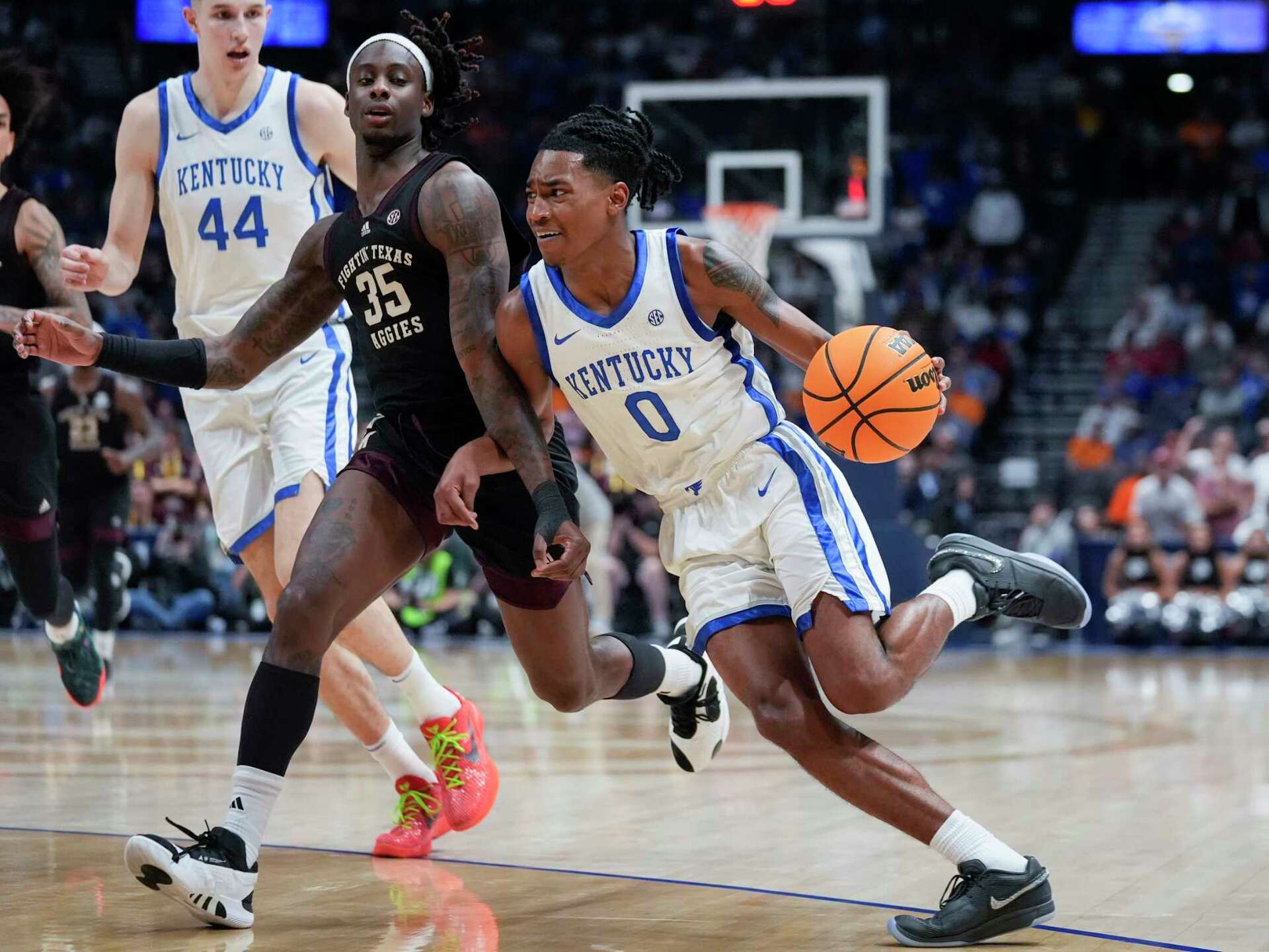 Dillingham, Sheppard envision playing with Wembanyama