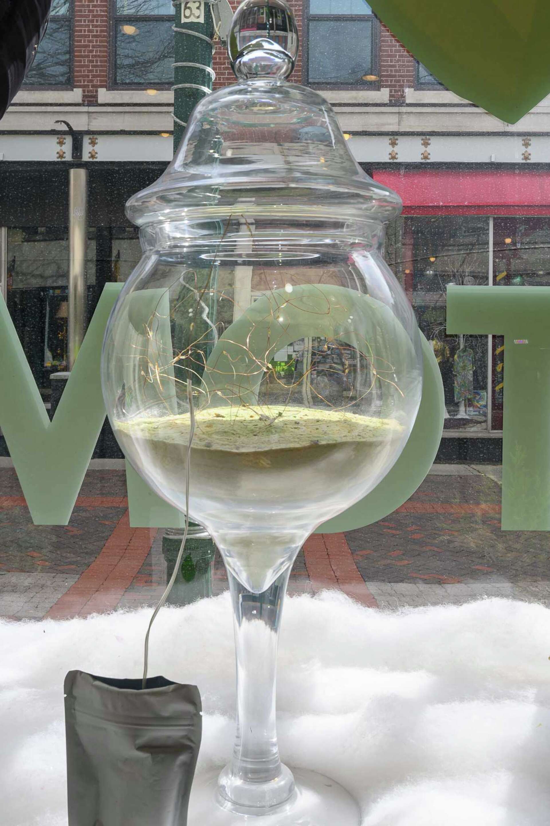 Kratom touts many cures but regulation is thin and FDA skeptical