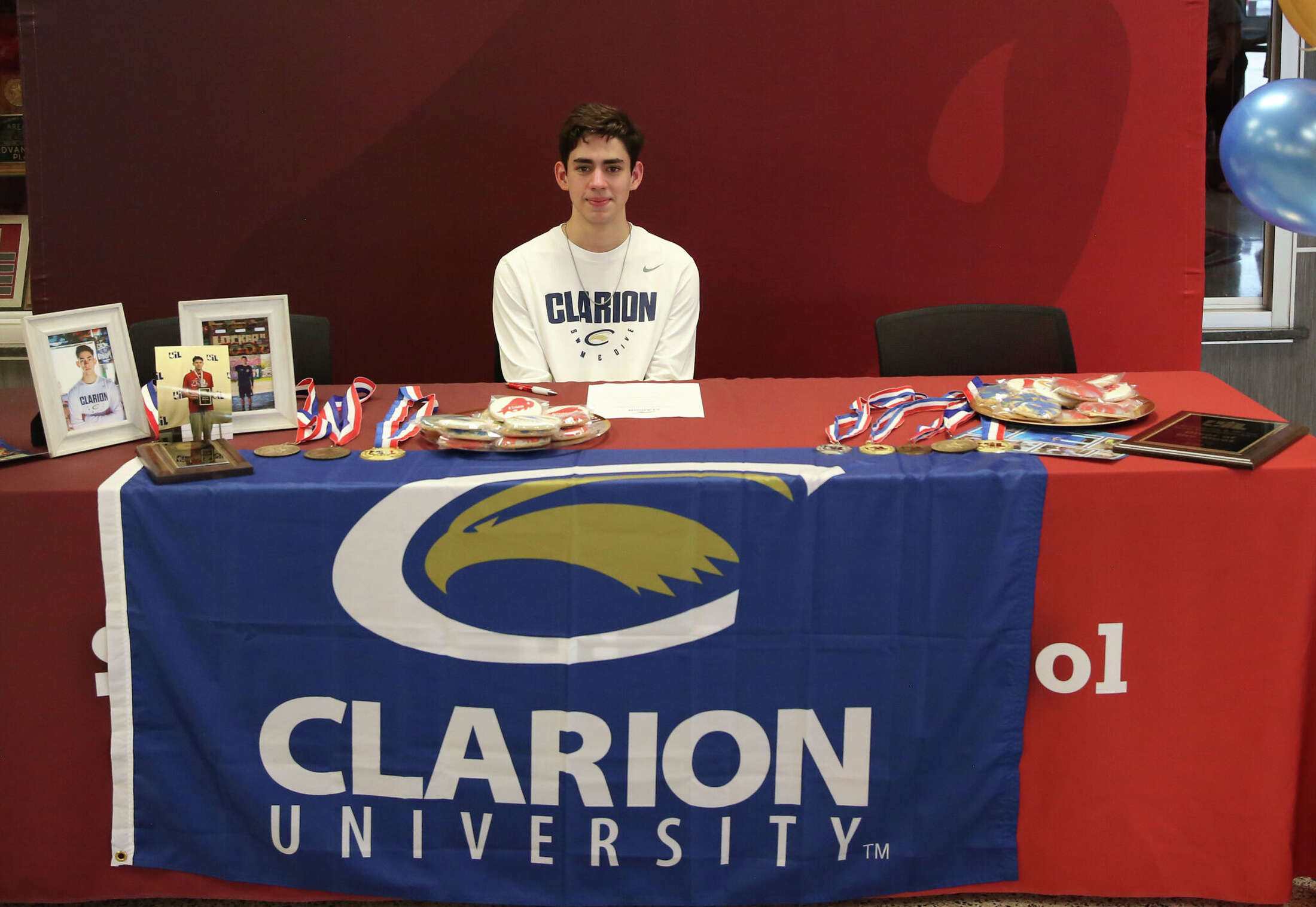 Stanton state diving champion Ethan Coronado signs with Clarion