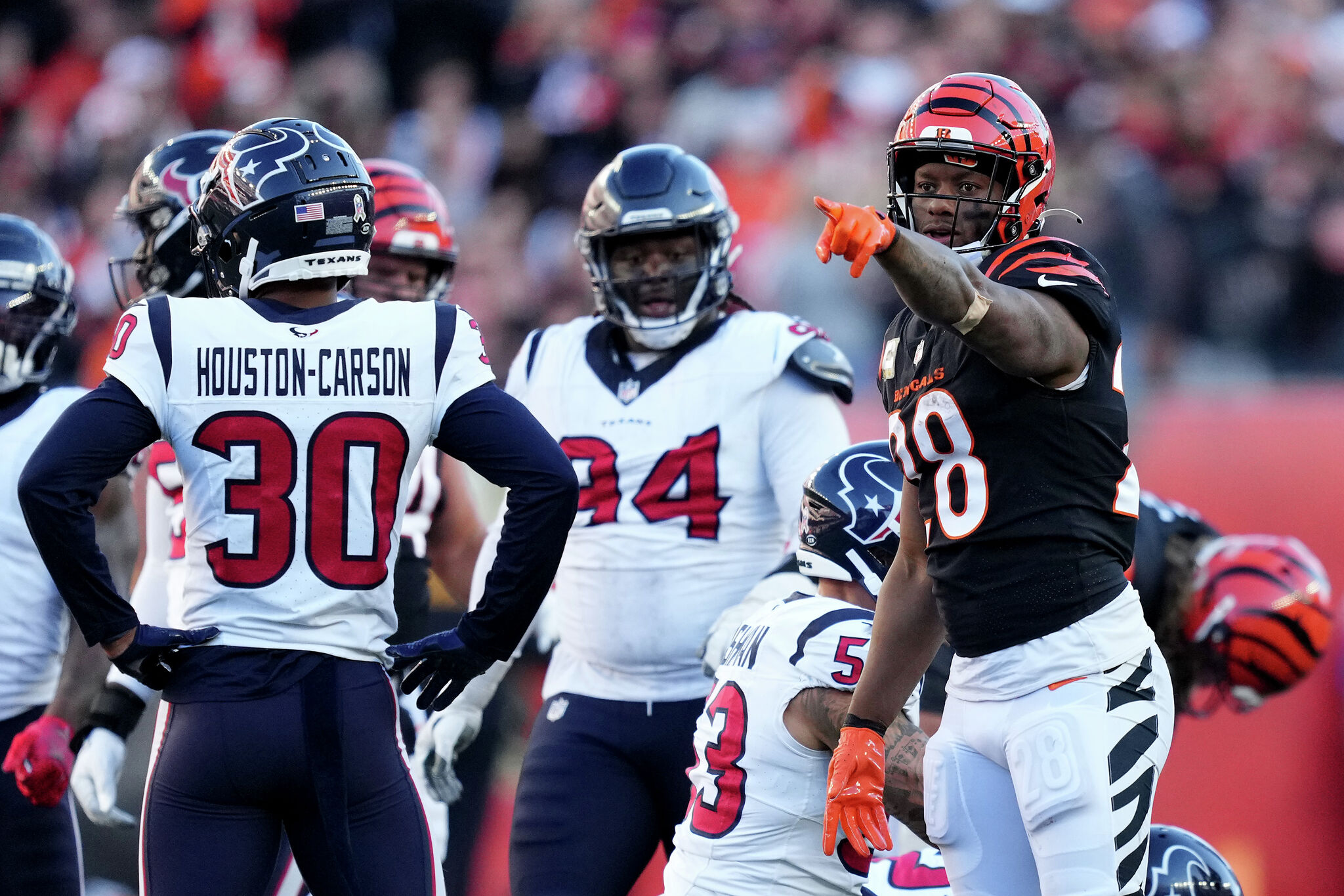 Texans GM leans on proven method with savvy Joe Mixon trade