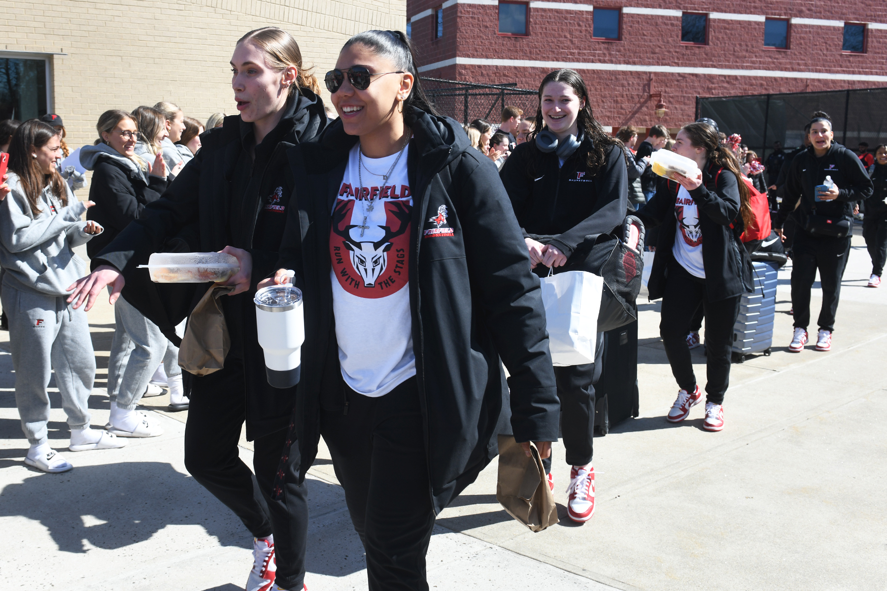 Fairfield women's basketball team heads for Indiana