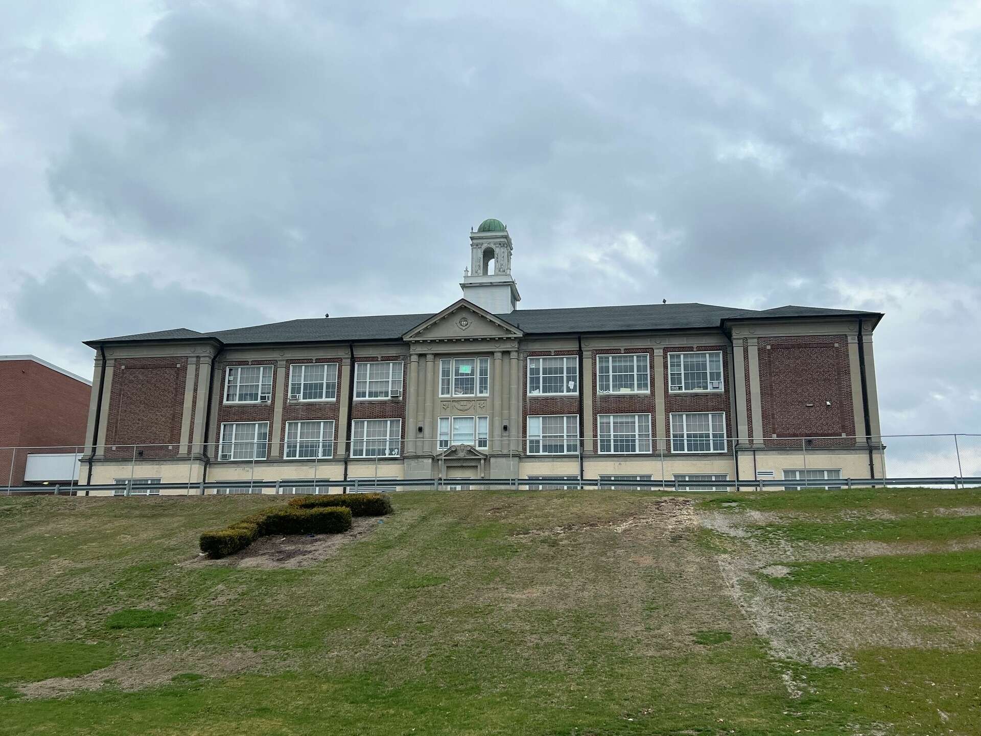 Farmington transforming a 1928 building into its new Town Hall
