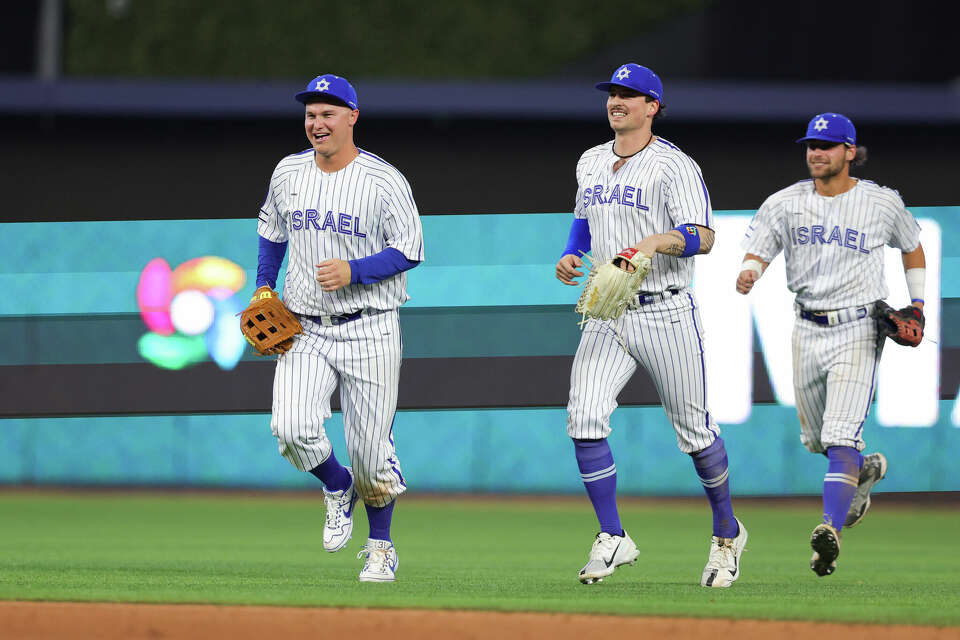Astros' Alex Bregman considering Team Israel for 2026 WBC