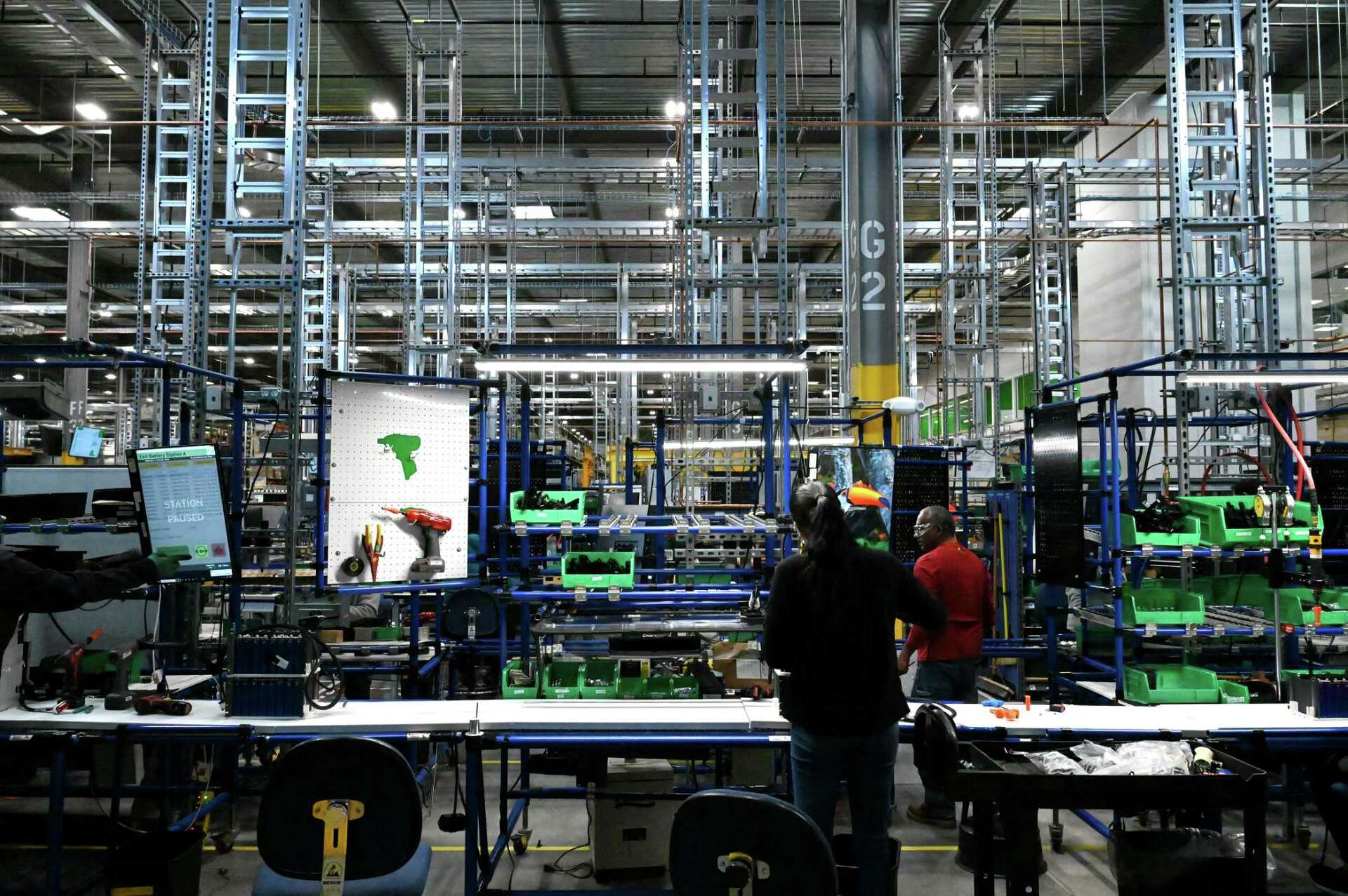 Plug Power inks $1 billion stock deal as it spends big on hydrogen