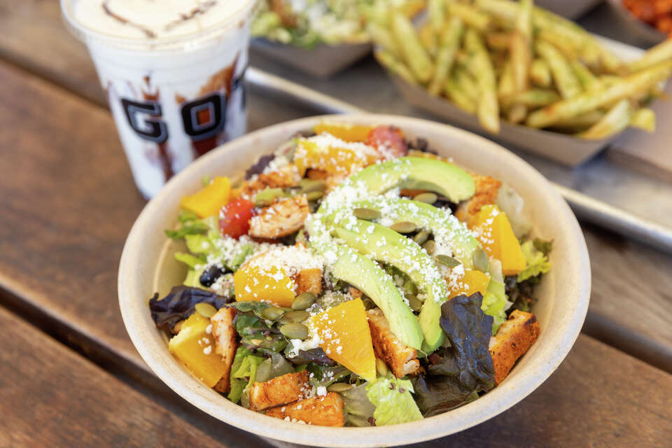 Beloved Bay Area chain went from 'disaster' to selling 12M burgers