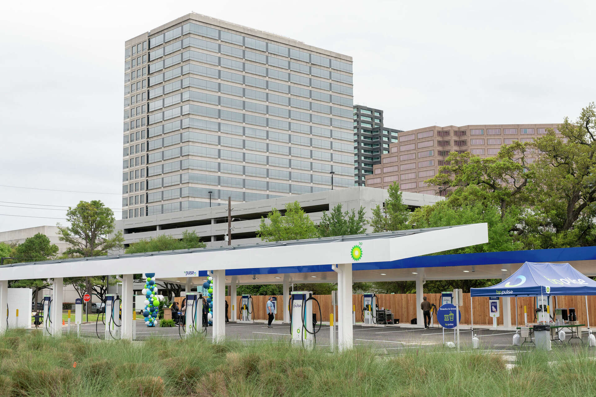 BP Pulse debuts public U.S. EV charging station in Houston
