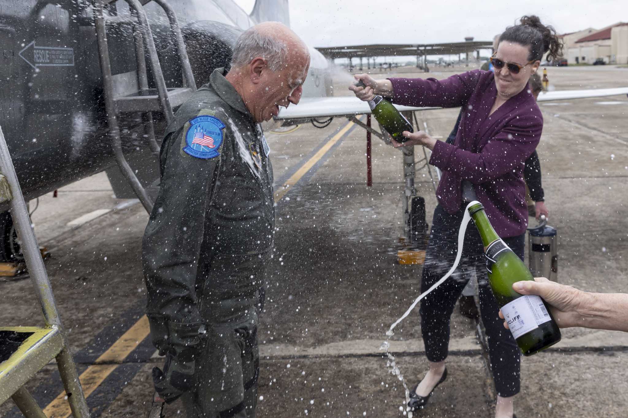 Vietnam-era POW honored with 'freedom flight' in San Antonio