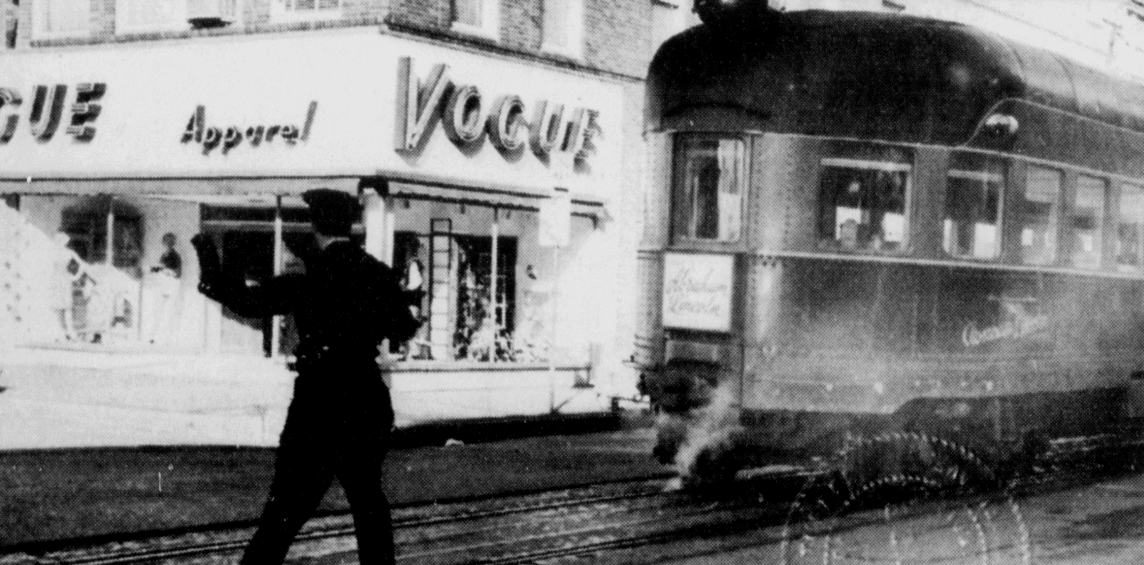 The Chicago & Alton Railroad served the River Bend for many years.