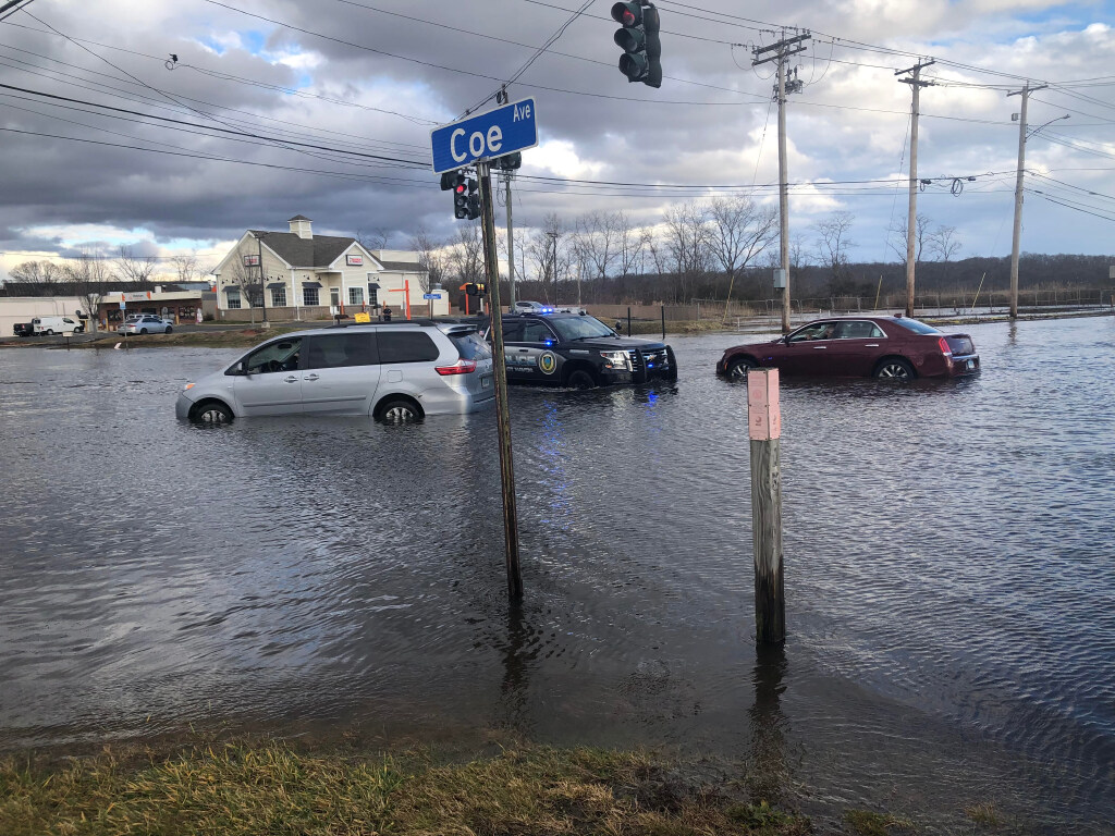 NWS: Heavy rain, strong winds to impact CT today as storm moves in