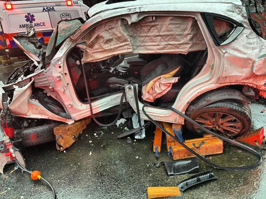 Officials: Driver seriously hurt after veering off I-384 in Manchester