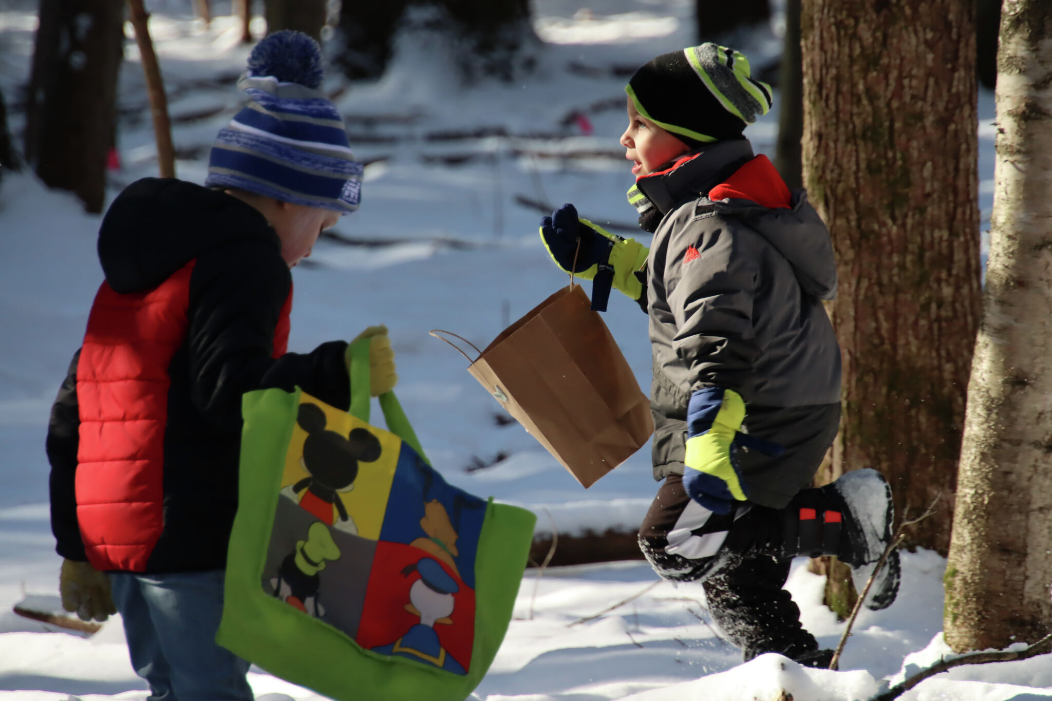 SEEN: Kids hunt for Easter eggs at Chippewa Nature Center