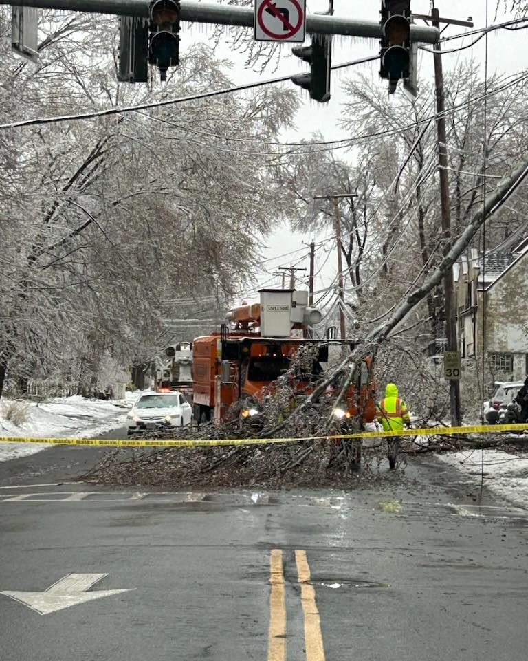 Early spring storm knocks out power to 85,000