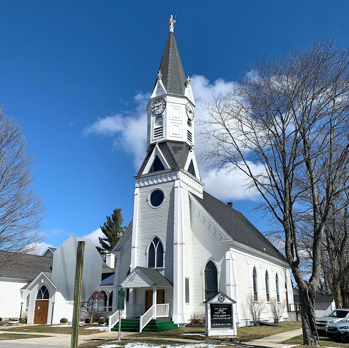 Arcadia church celebrates renovation with open house