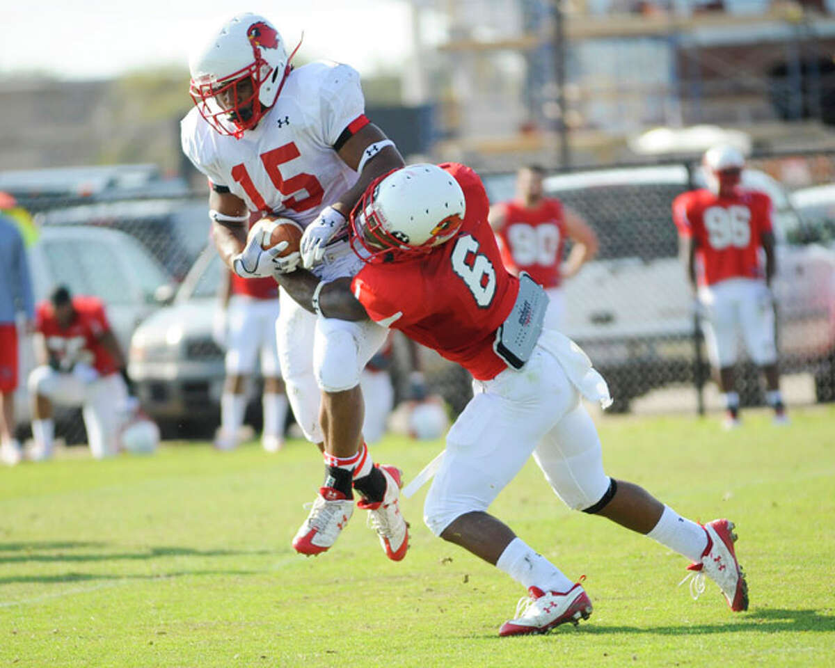 Lamar Football Holds First Scrimmage