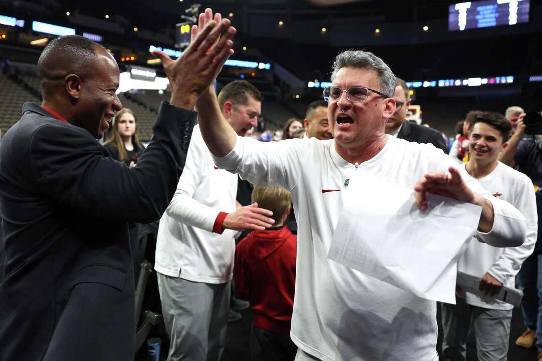 Stanford hires Washington State’s Kyle Smith as men’s basketball coach