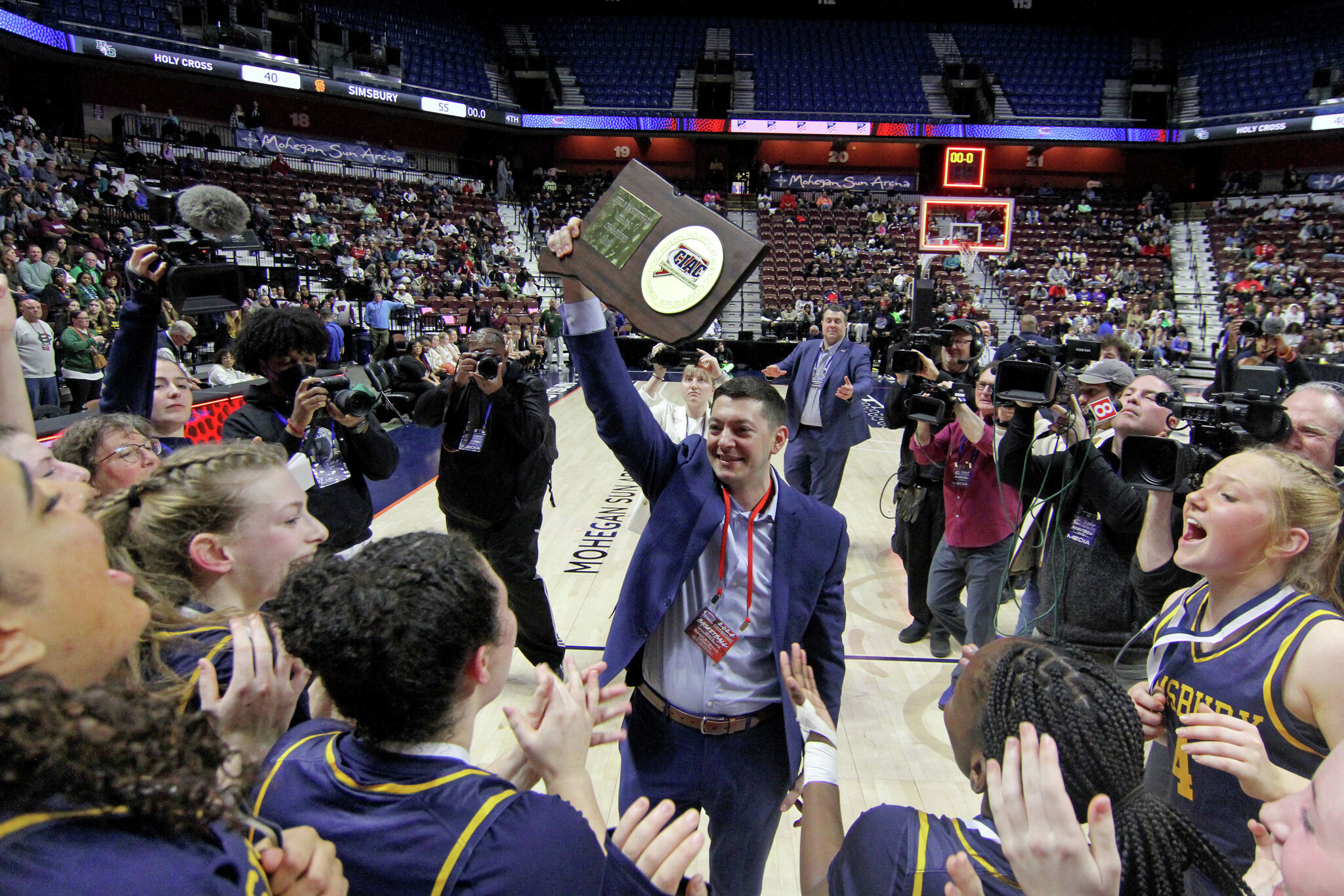 Simsbury girls coach Sam Zullo resigns to spend more time with family