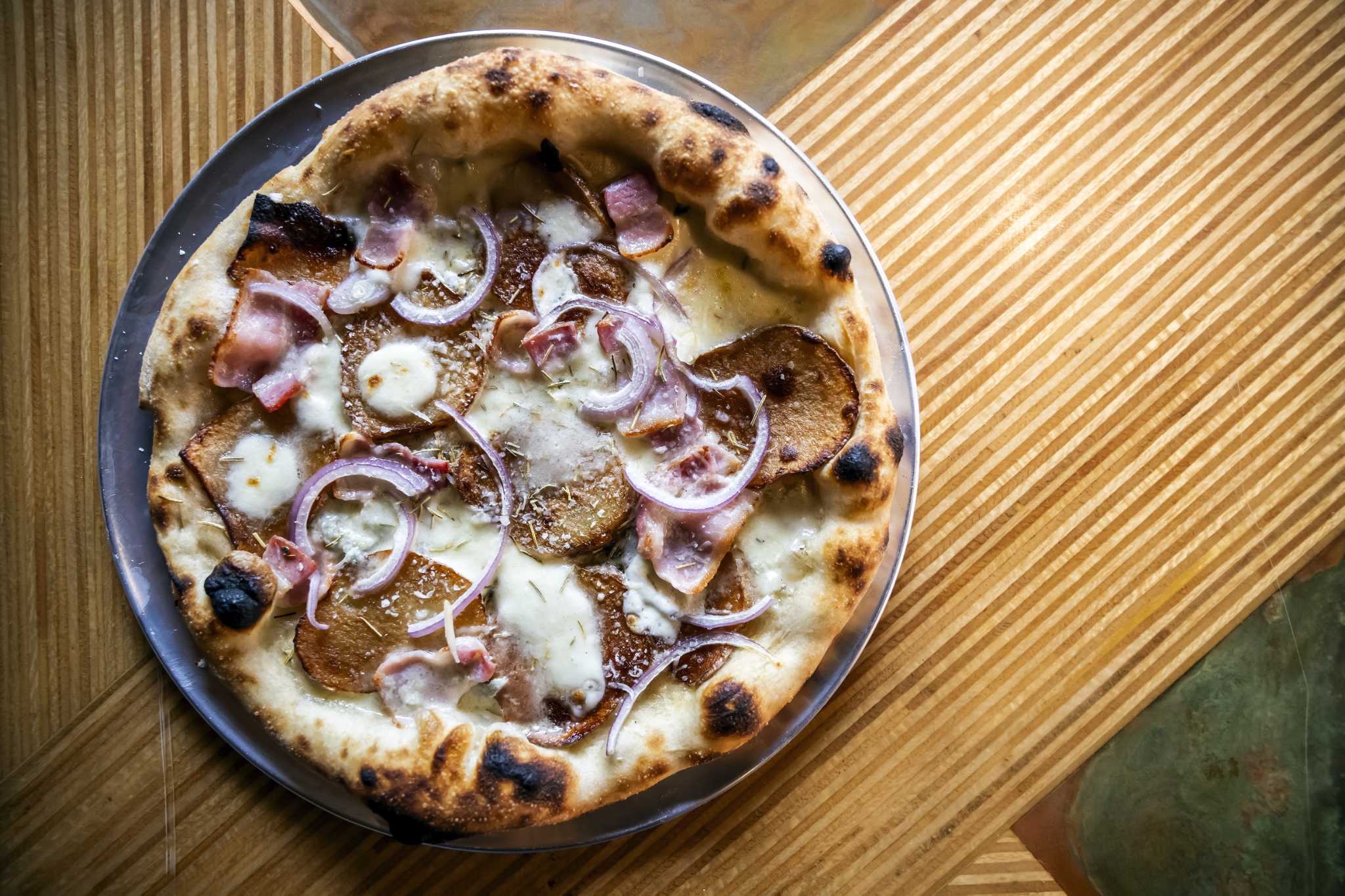 'Swanky pizza lounge' Three One Four opens in Berkeley