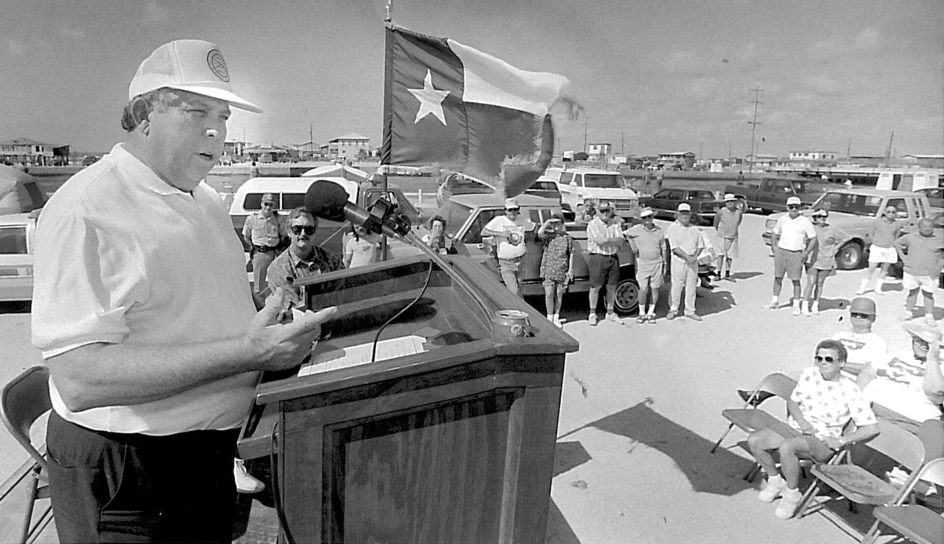 Carl Parker memoir celebrates the life and spirit of a Texas legend