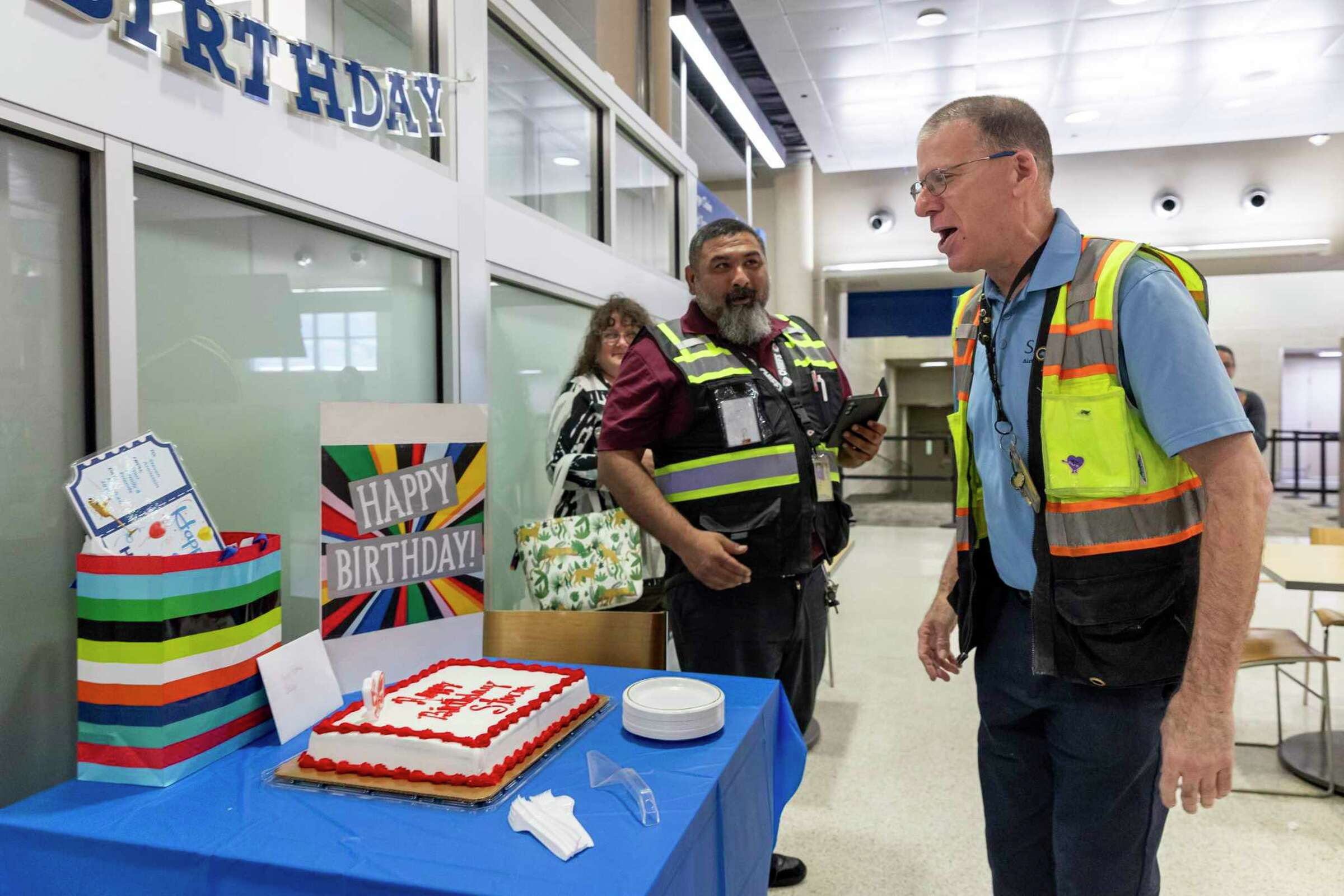 S.A. airport staff celebrate custodian known to lift spirits