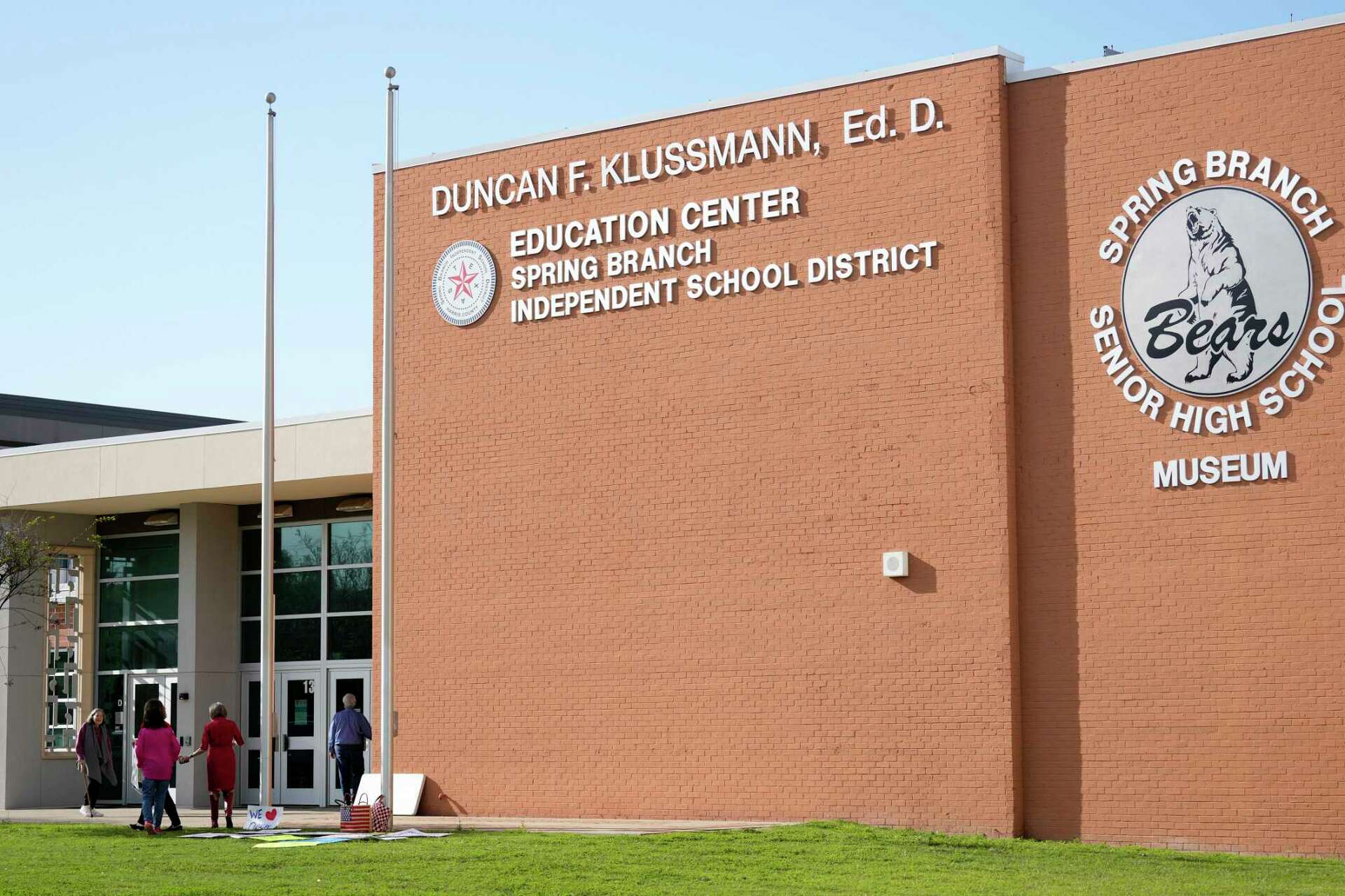 Top-paid Houston-area public school principals for the 23-24 year