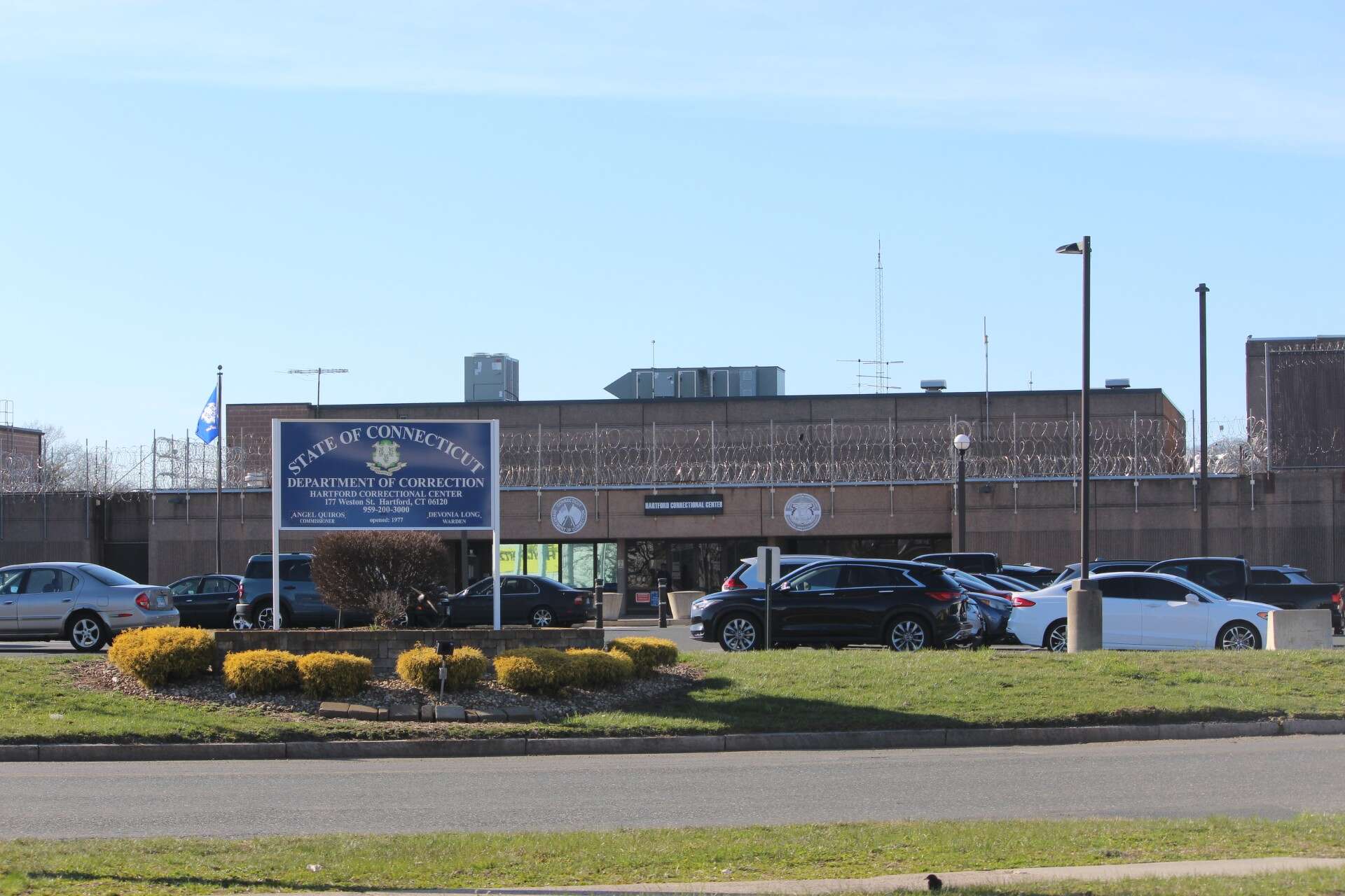 Audit: CT DOC overpaid workers on disciplinary leave